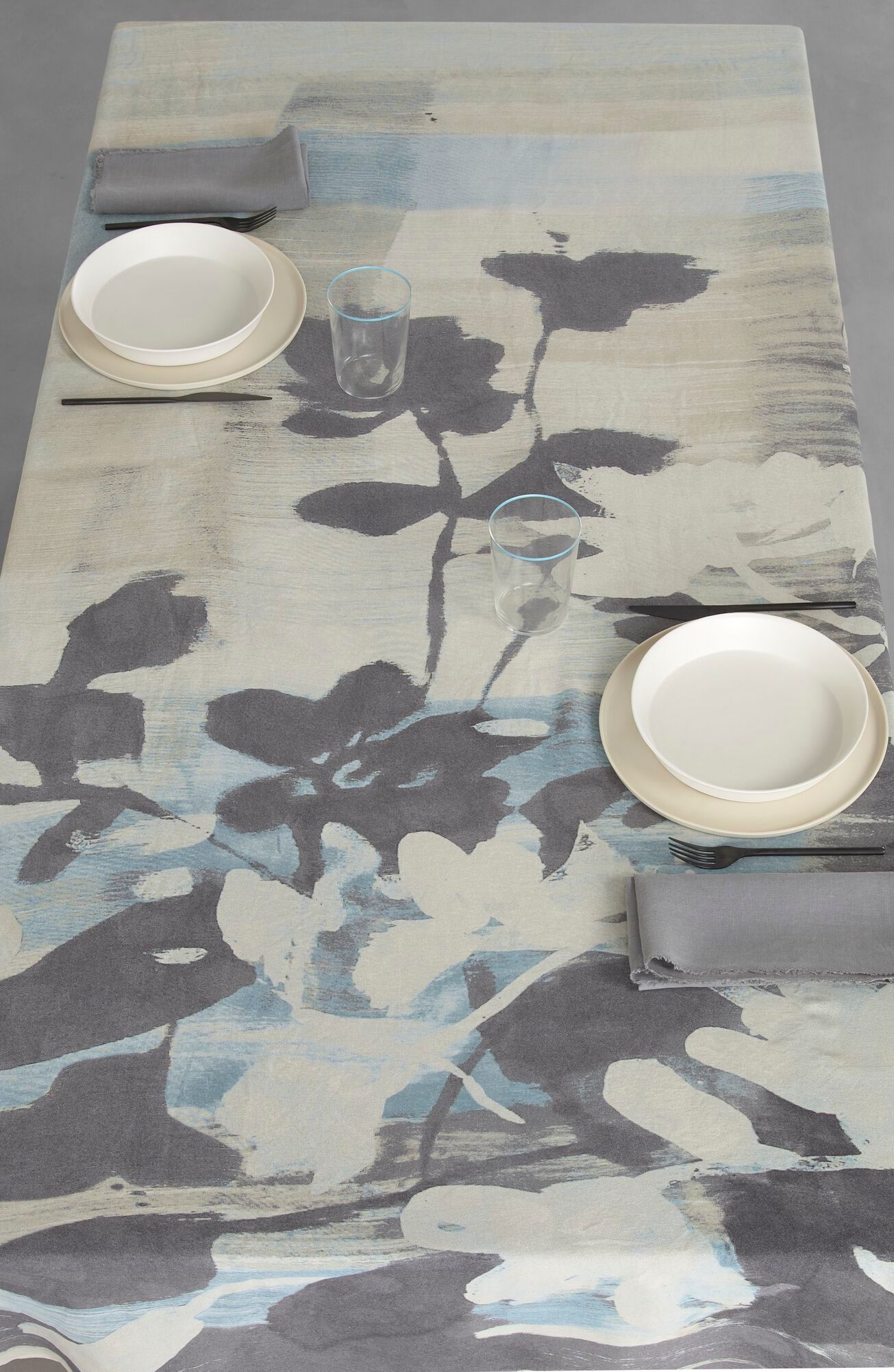 SKETCH Tablecloth By Society Limonta