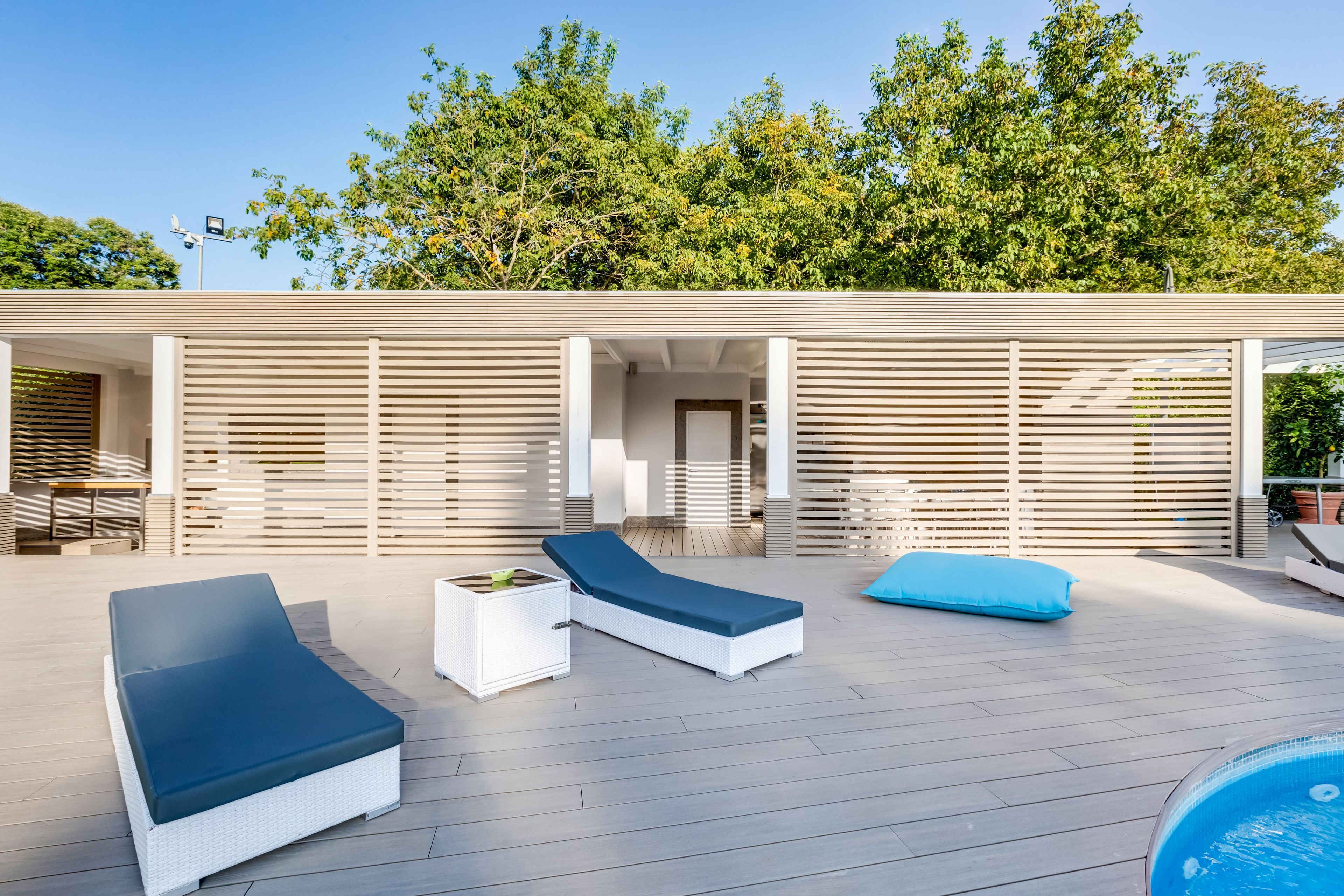 Solar shading Wooden solar shading By Déco