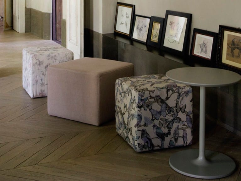 Square pouf Square pouf By Twils