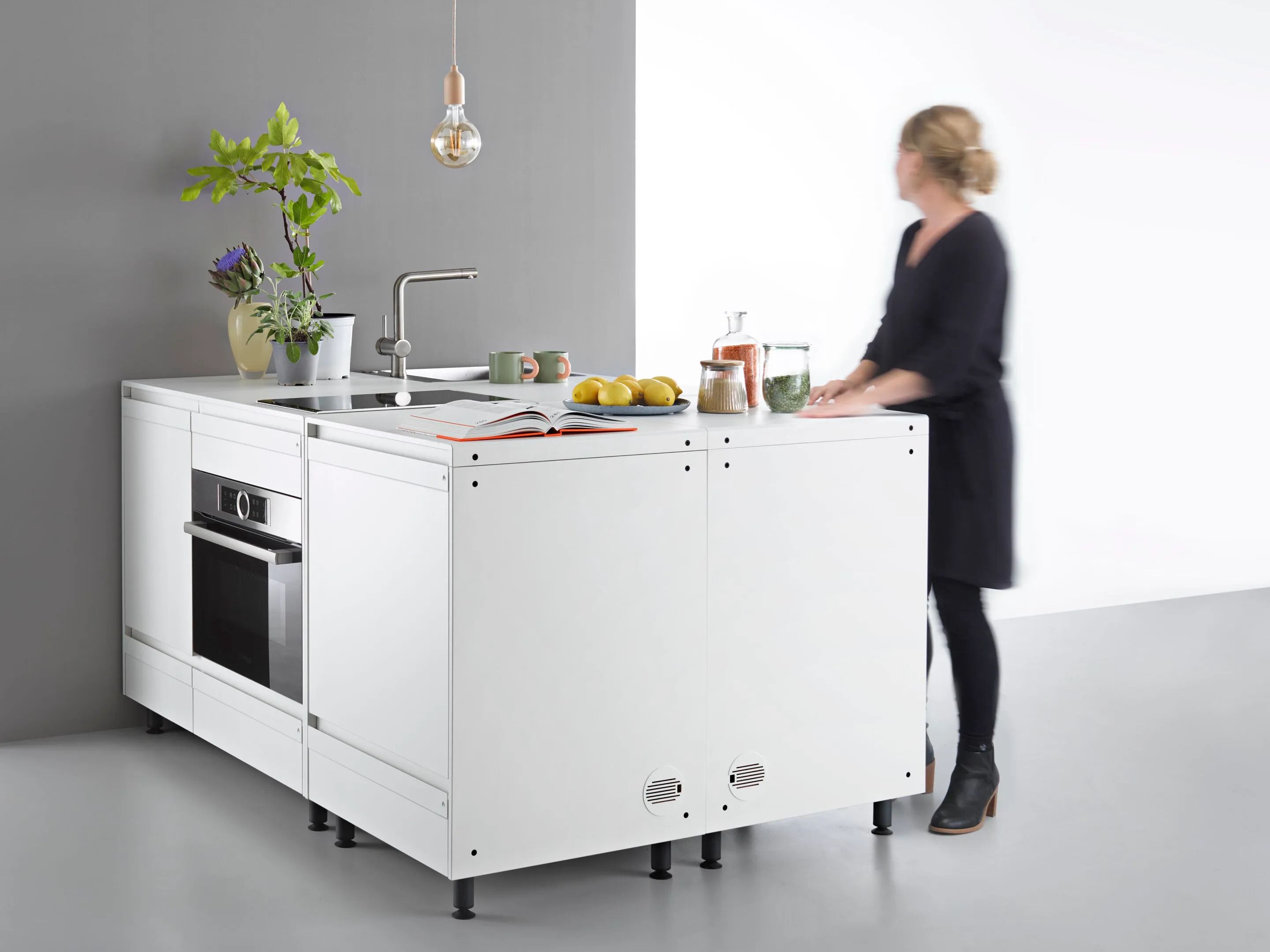 MODULAR Kitchen unit By Stadtnomaden