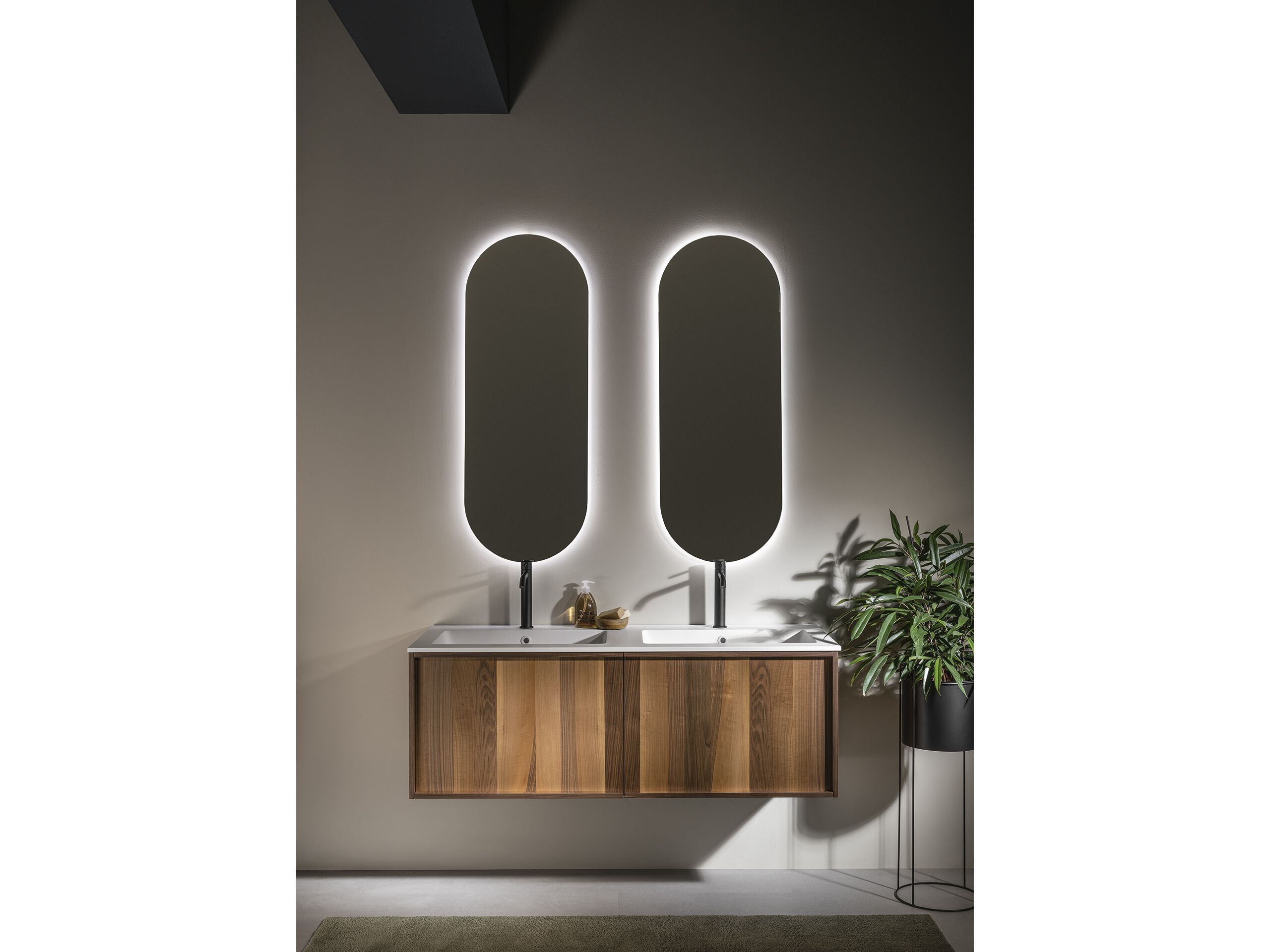 LOOP 51 Vanity unit By Stocco