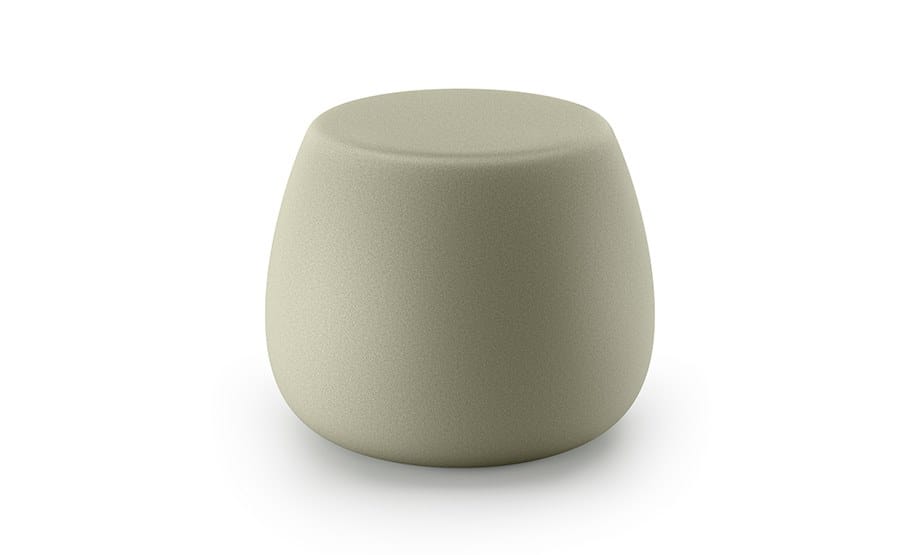 BOOM Low polyethylene stool By Plust | design Marco Gregori