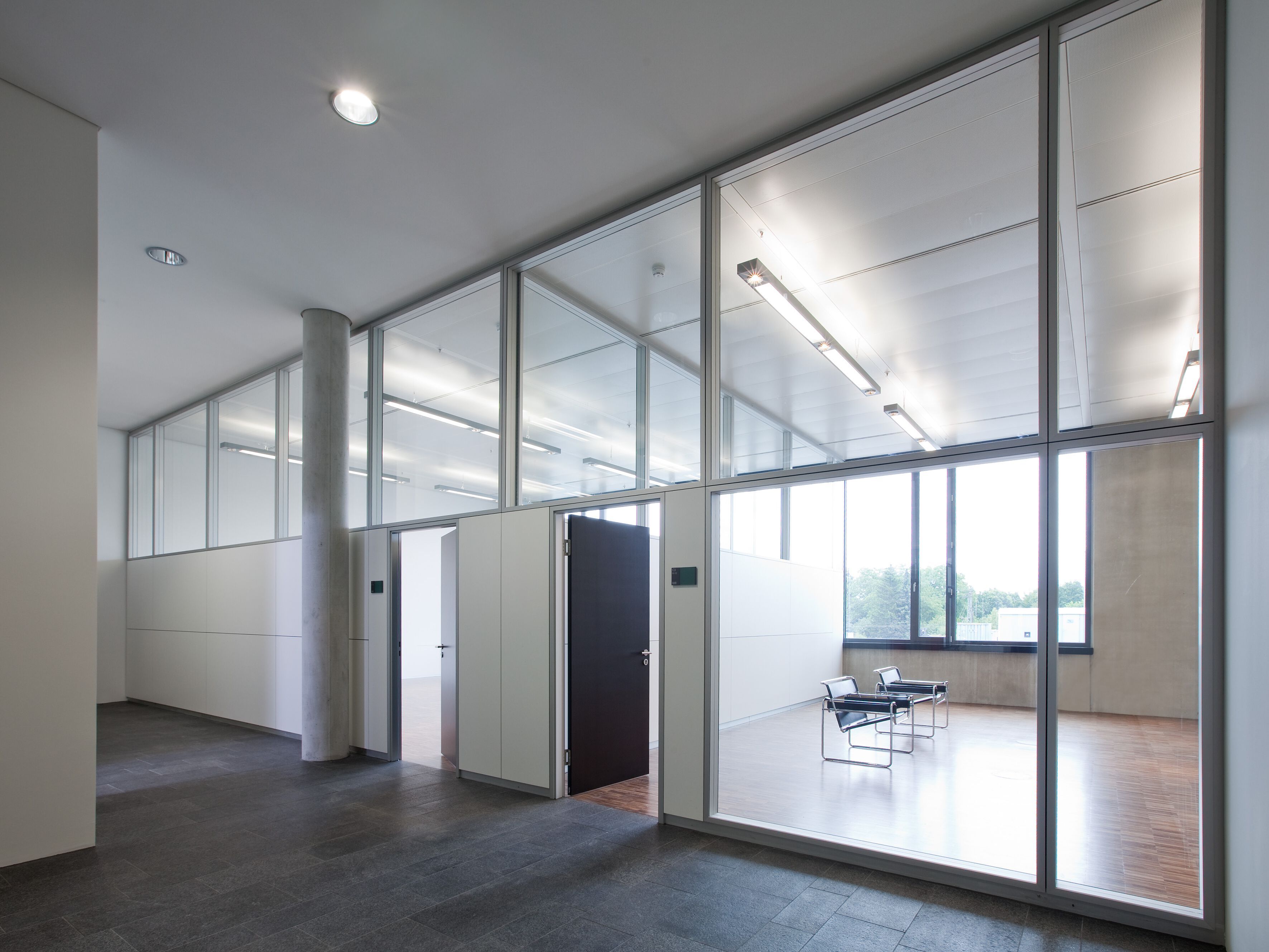 SYSTEM 2000 SOLID WALL Movable wall By Strähle Raum-Systeme