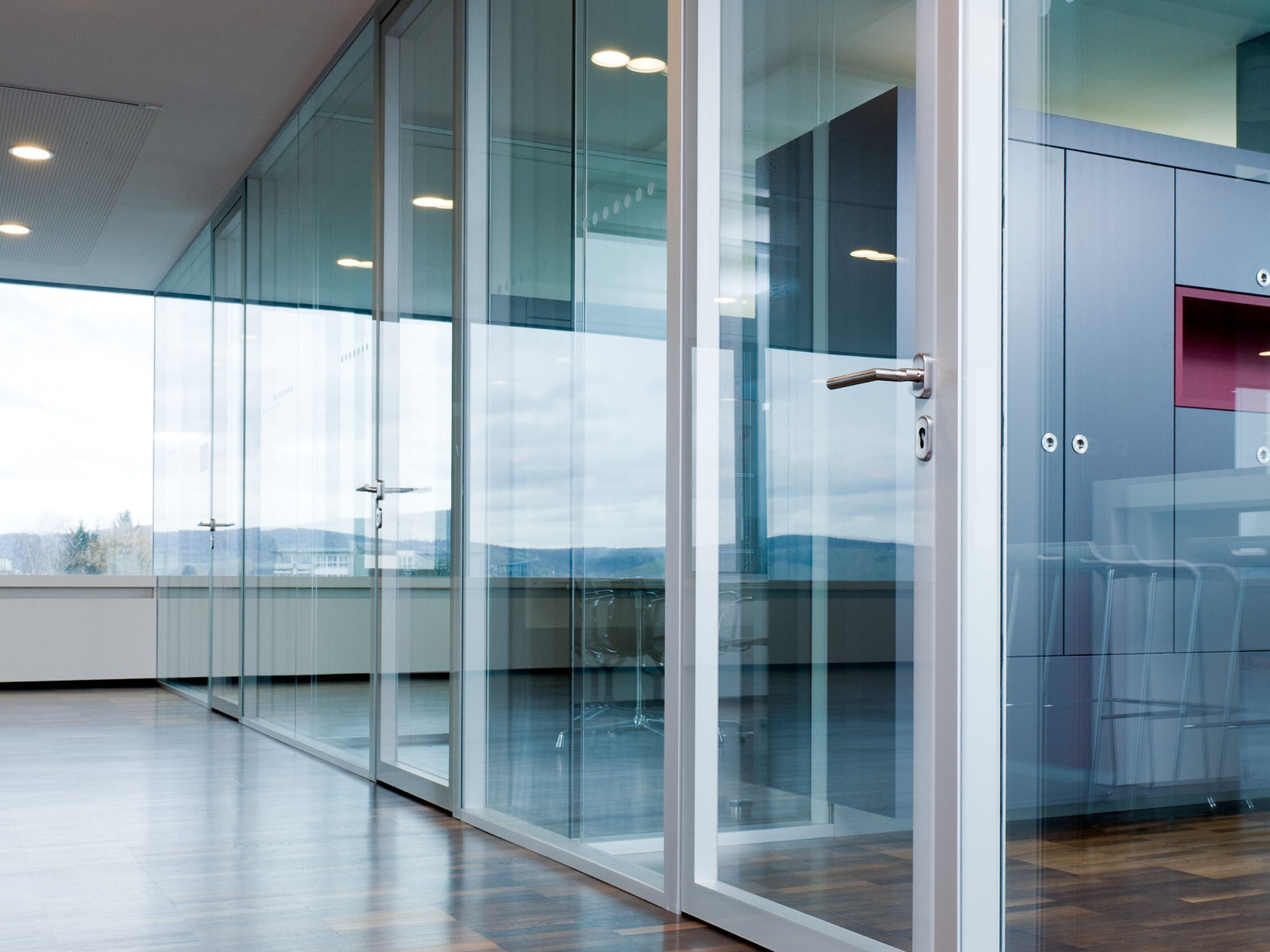 SYSTEM 3500 Mampara divisoria By Strähle Raum-Systeme