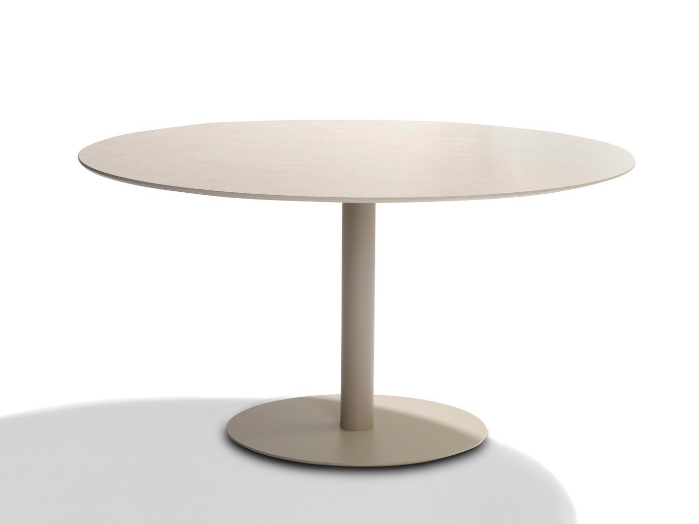 T-TABLE | 桌子 By TRIBÙ 设计师Merckx+Maes