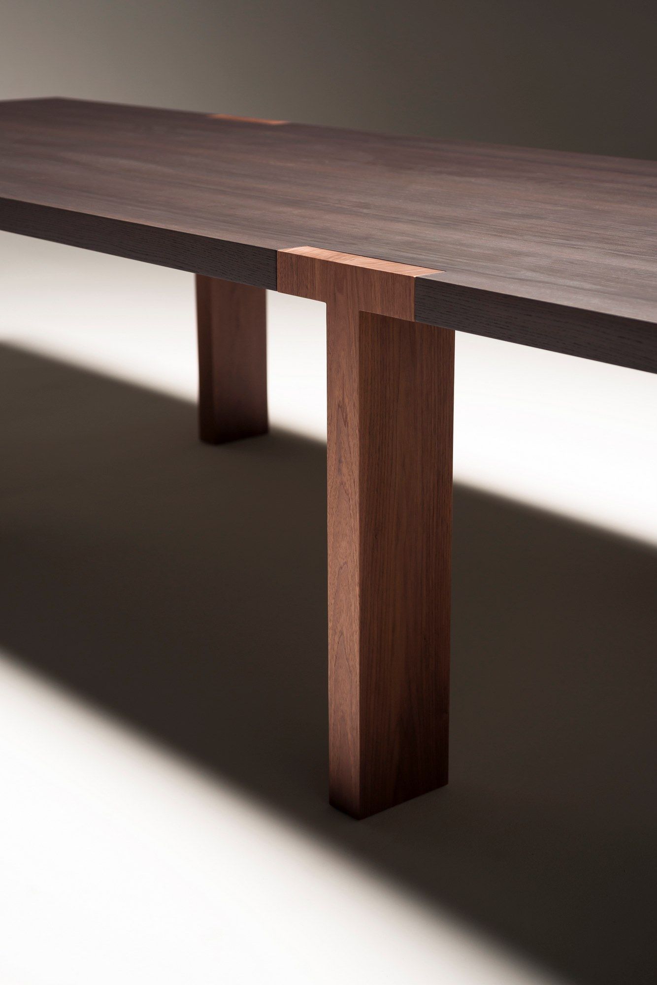 T–TABLE Table By Tacchini | design Tobia Scarpa