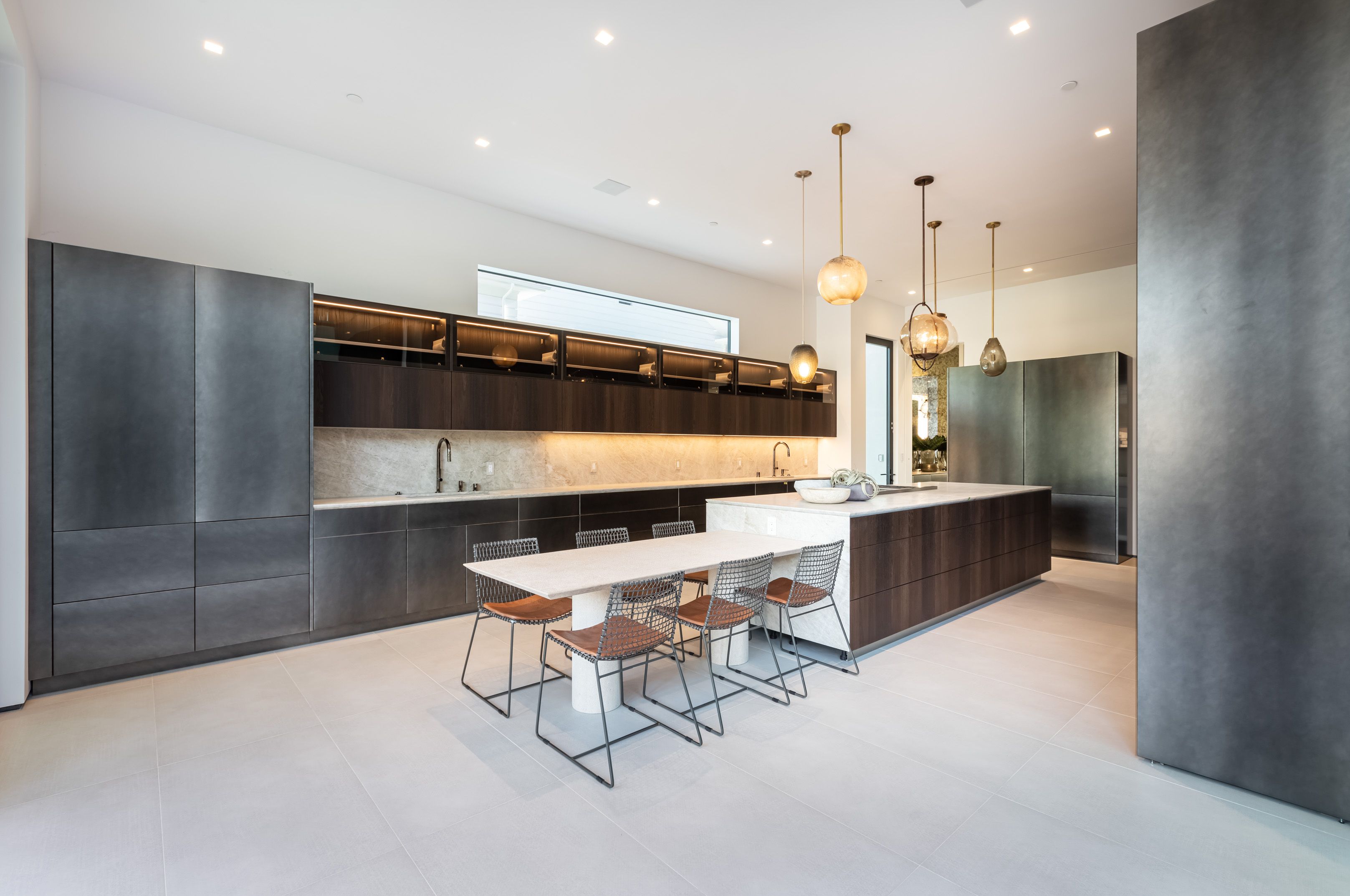 T30 | Kitchen with push to open doors By TM Italia Cucine