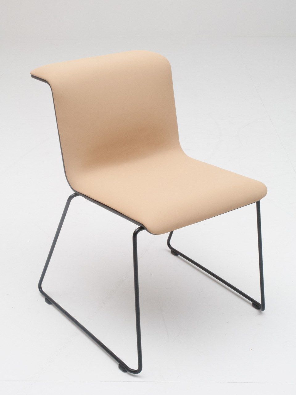 TAB | Cadeira trenó By Bulo design Alain Berteau