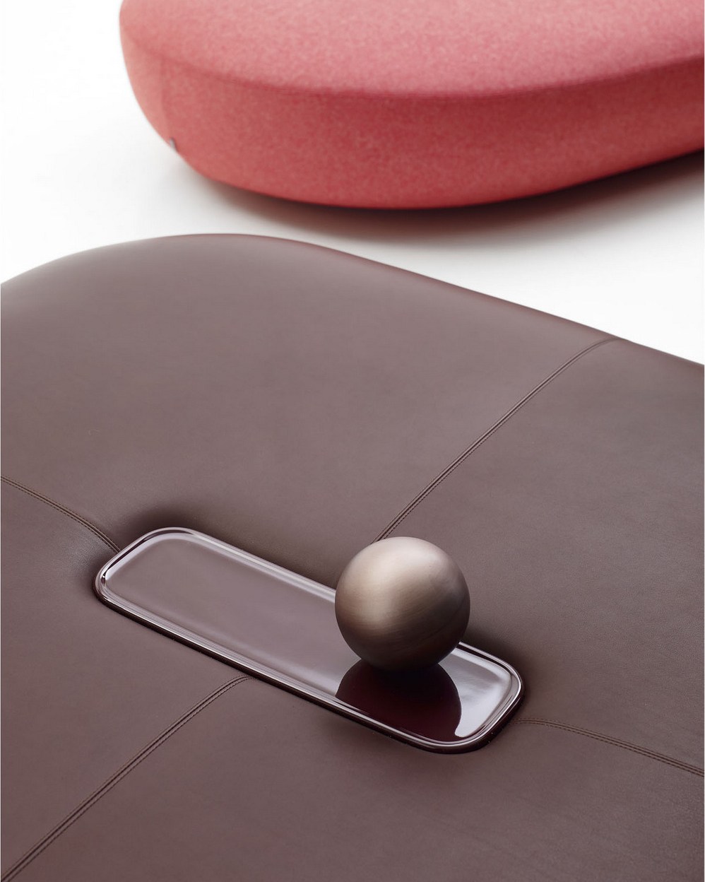 Puf TABOUR By B&B Italia diseño Doshi Levien