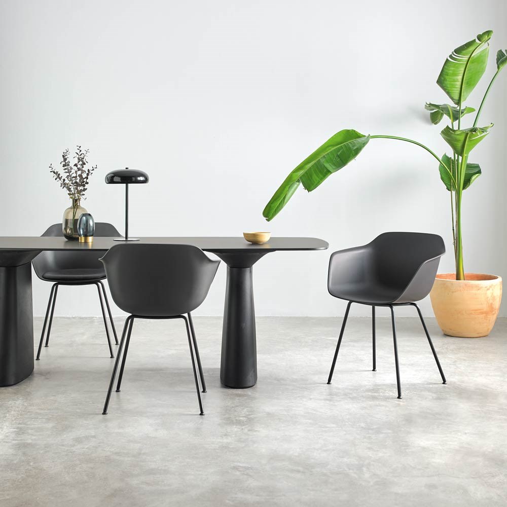 TAIA Polypropylene chair with armrests By INCLASS | design Simon Pengelly
