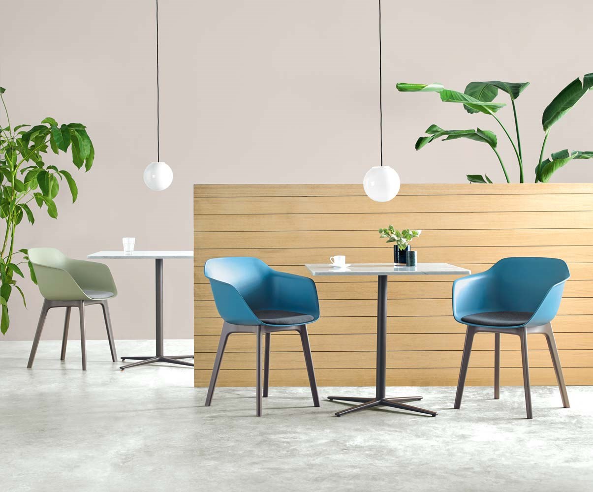 TAIA Polypropylene chair with armrests By INCLASS | design Simon Pengelly