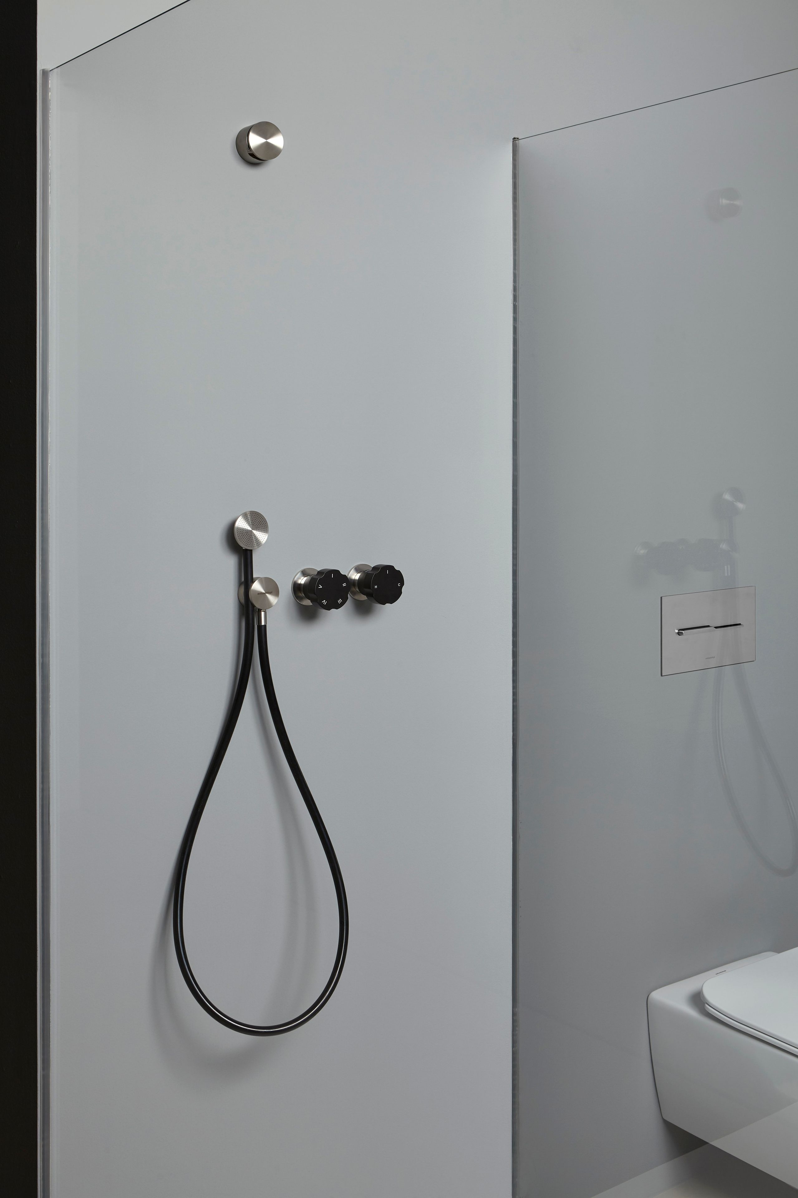 TANK | Shower mixer Tank Collection By Antonio Lupi Design