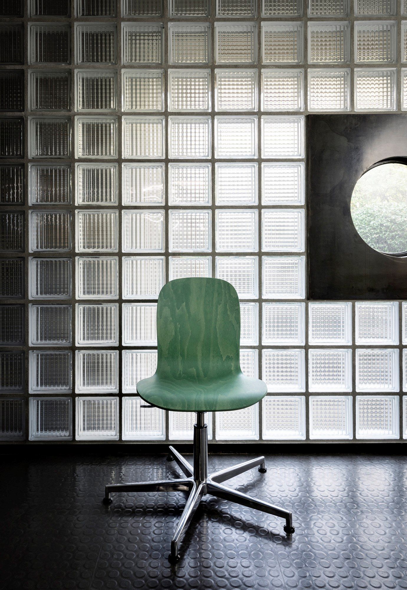 TATE COLOR | Reception chair Tate Color Collection By Cappellini design ...