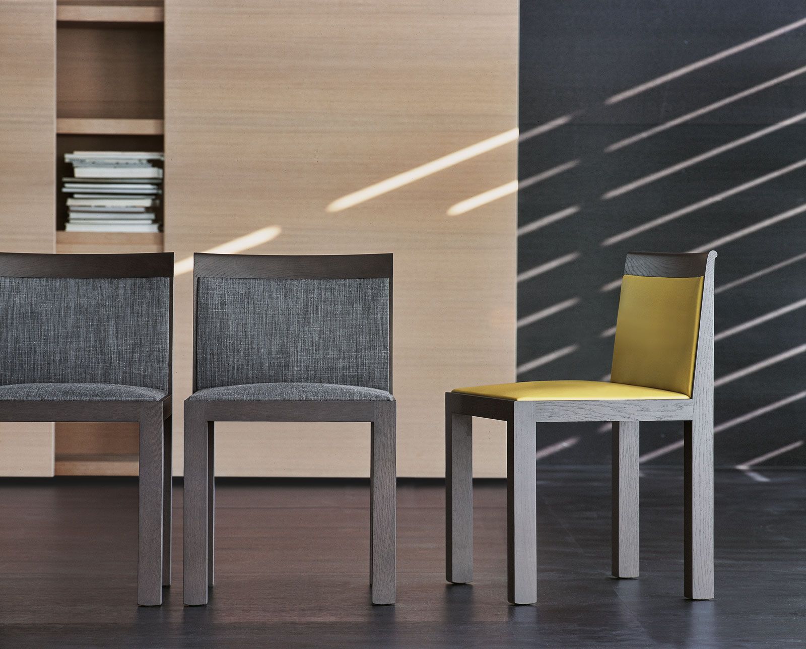 TEATRO | Chair By Molteni & C. design Aldo Rossi, Luca Meda