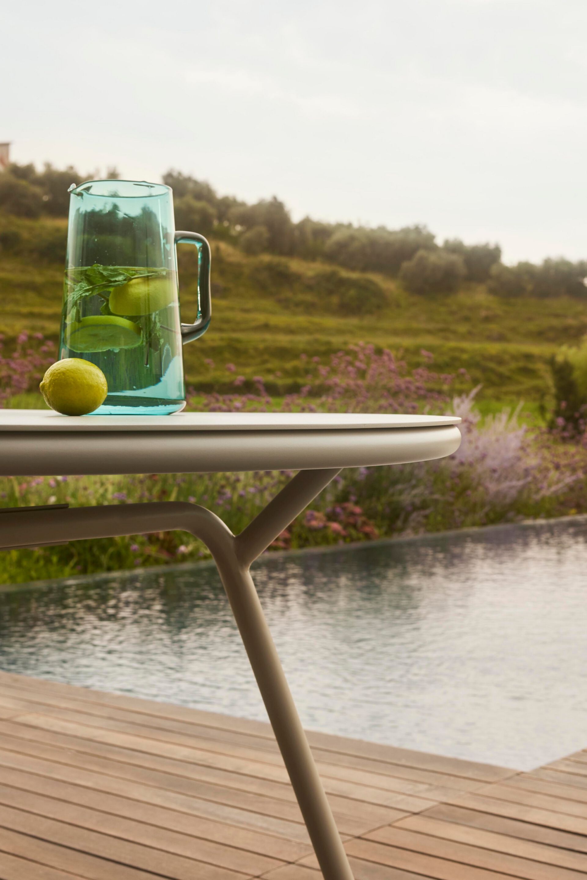 FUNE Table By TEPORIA