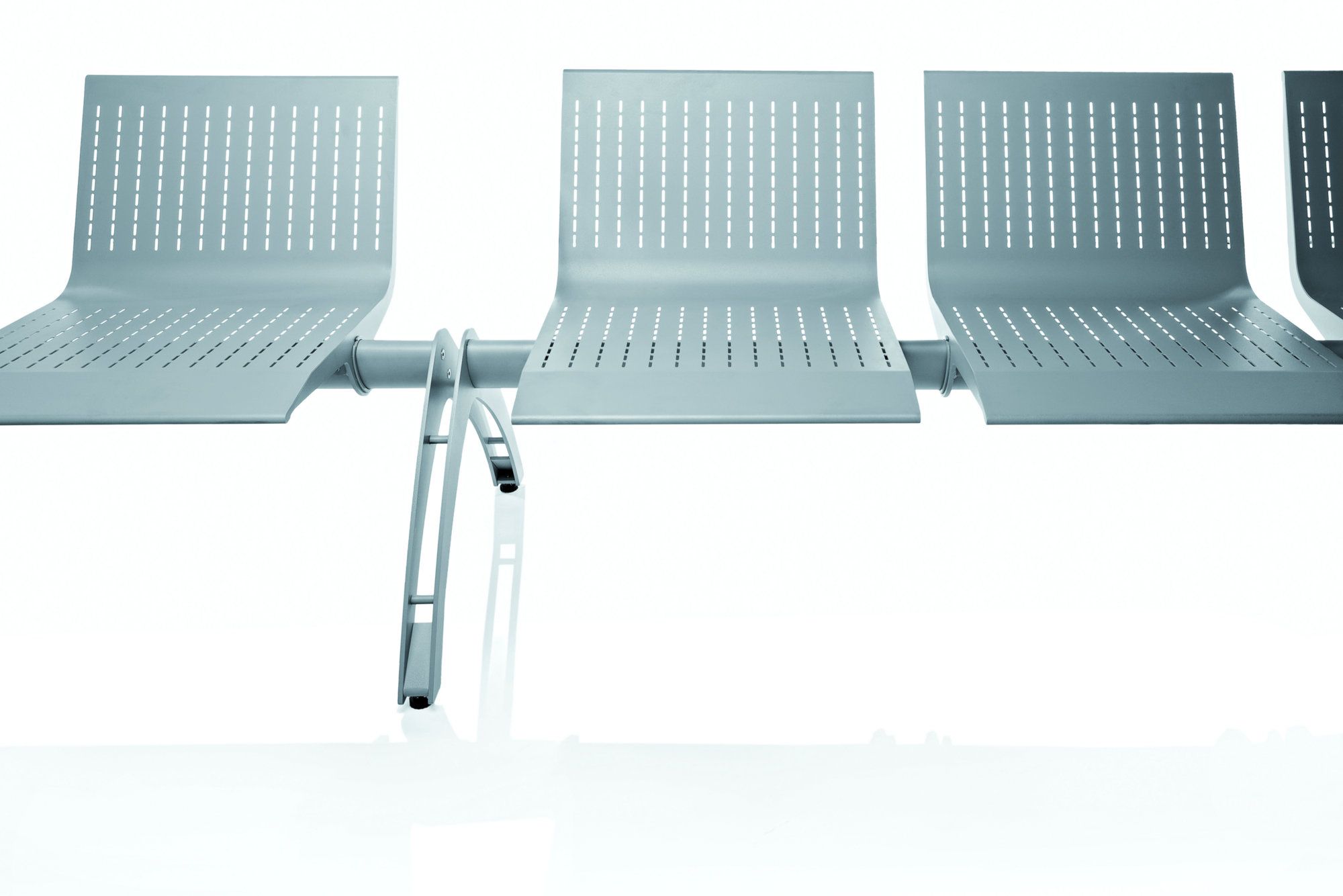 TERMINAL | Steel beam seating By ALMA DESIGN design Nicola Cacco