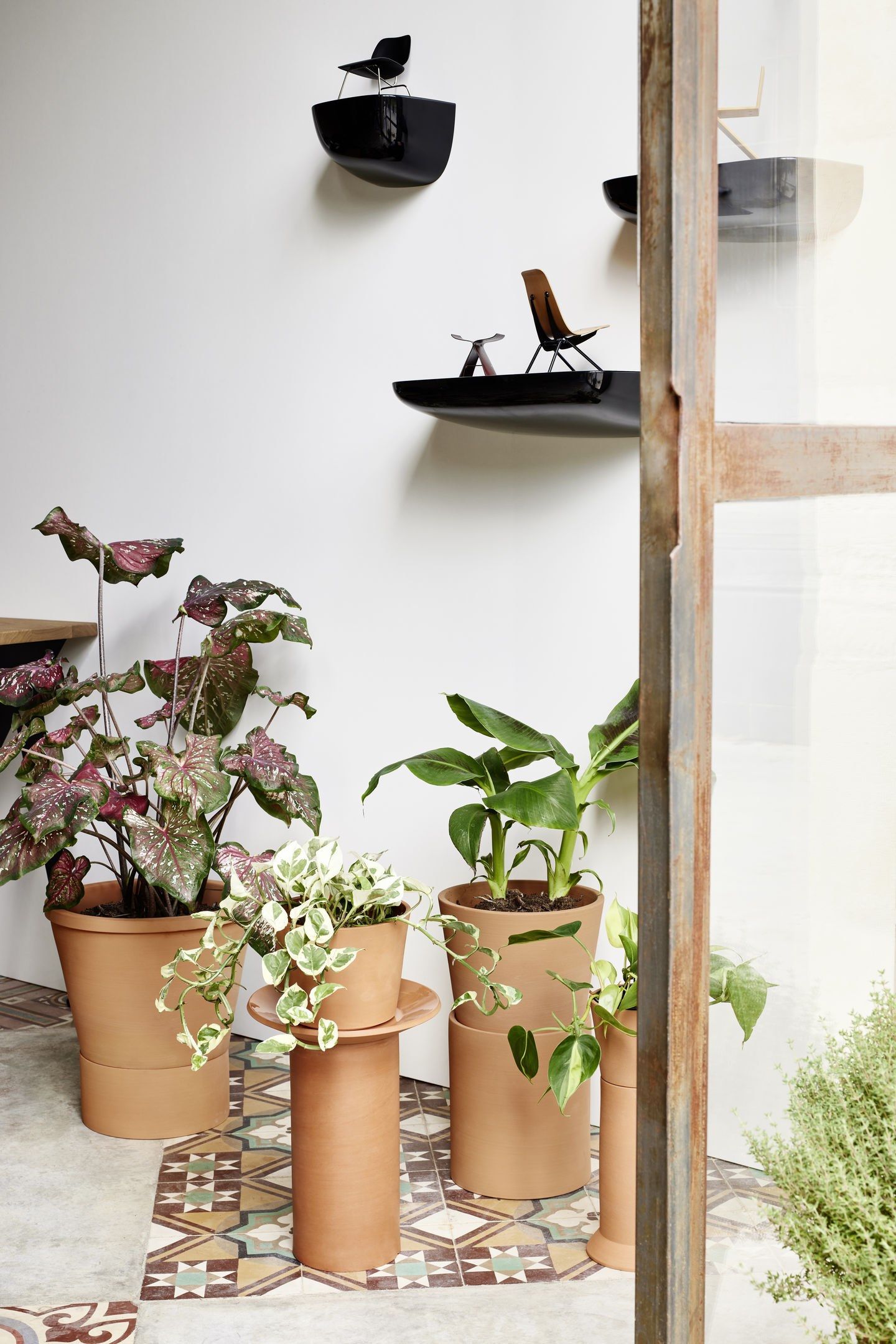 TERRACOTTA POTS SMALL By Vitra design Thélonious Goupil