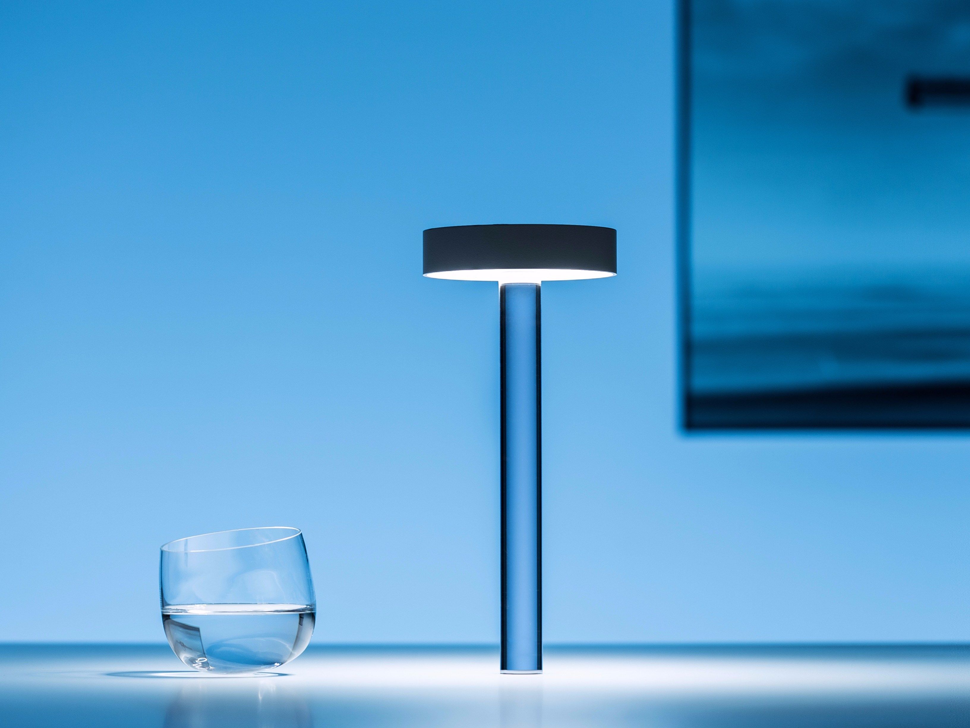 TeTaTeT Flûte LED cordless table lamp By Davide Groppi | design Davide ...