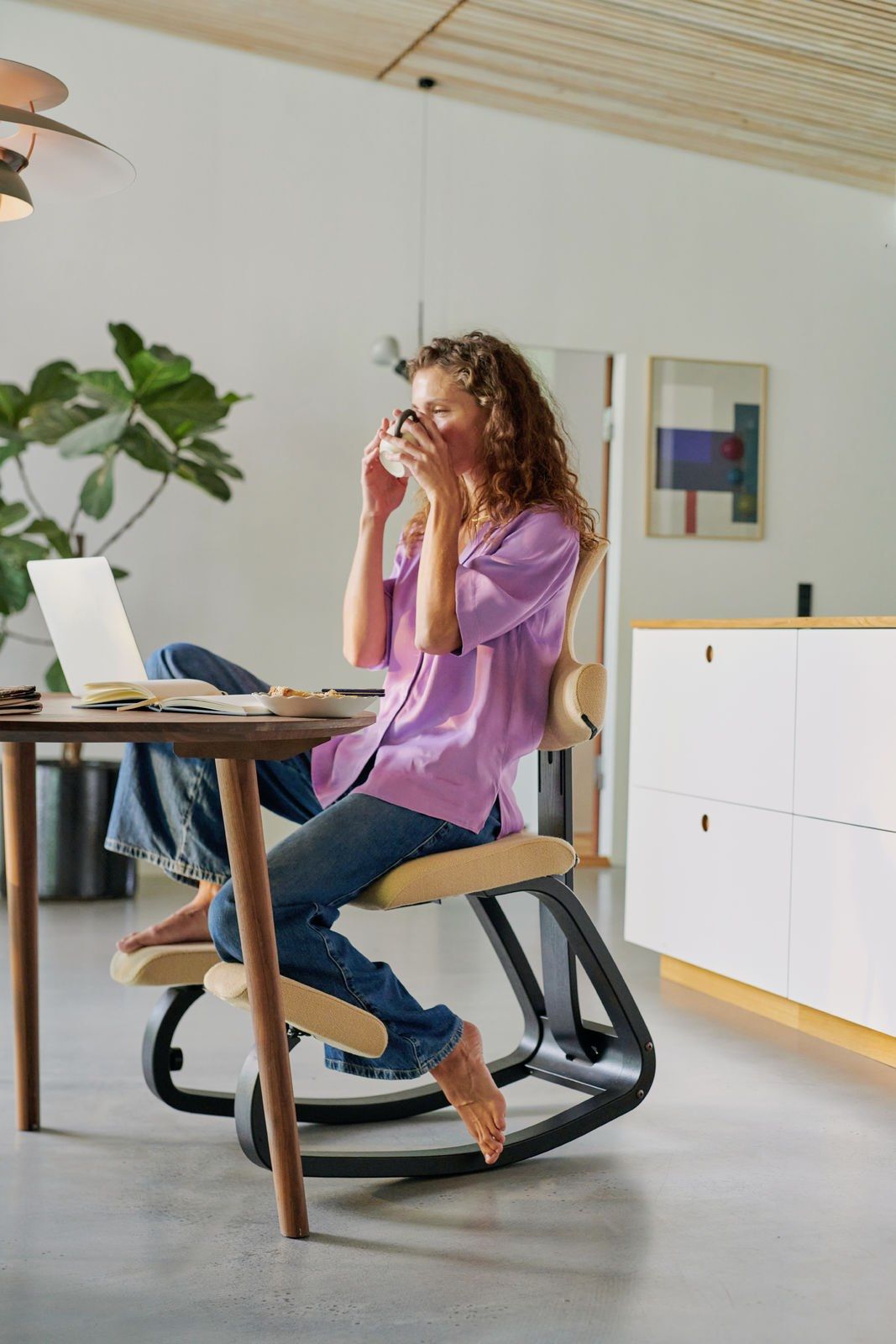 THATSIT™ BALANS® The original kneeling chair with the unique pendulum ...