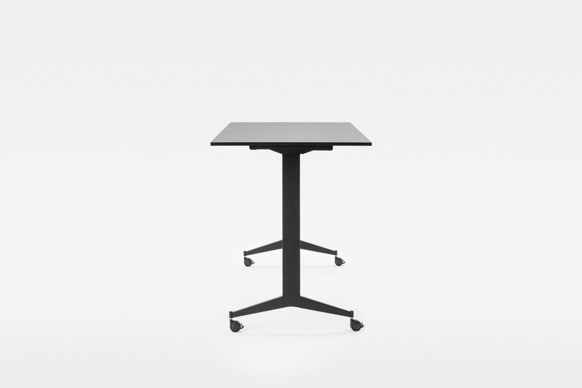 TIMMY TILTING H1050 Office desk By Mara