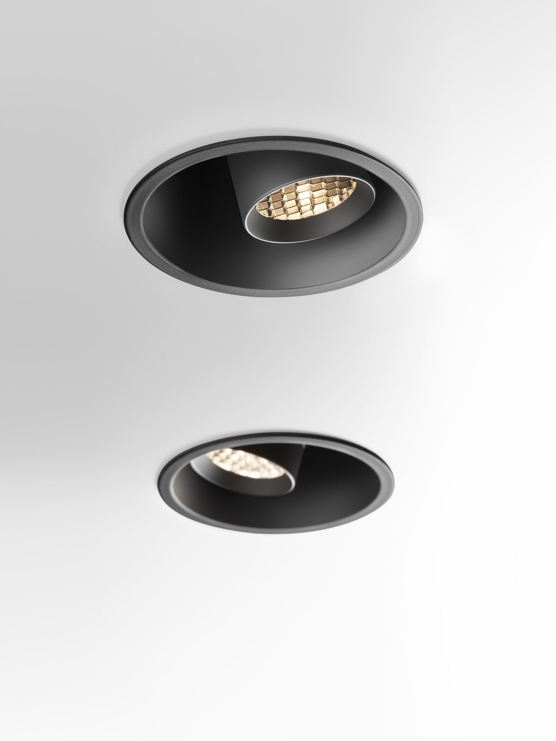 LED adjustable recessed spotlight TINY ADJUSTABLE By Olev