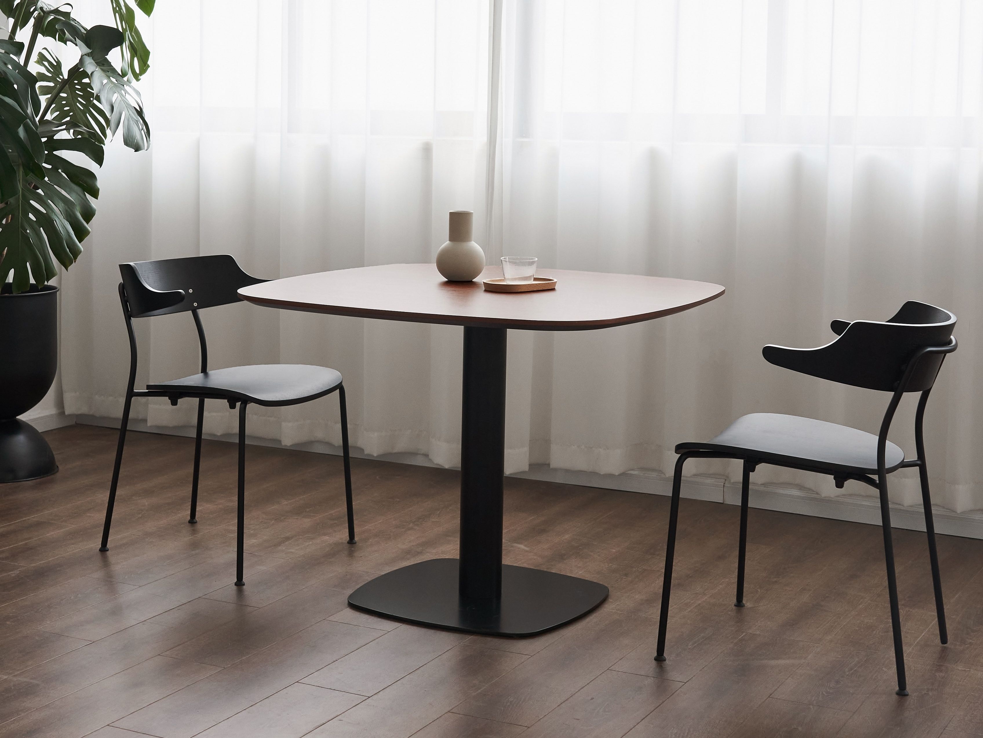 TOFFEE | Table By grado design