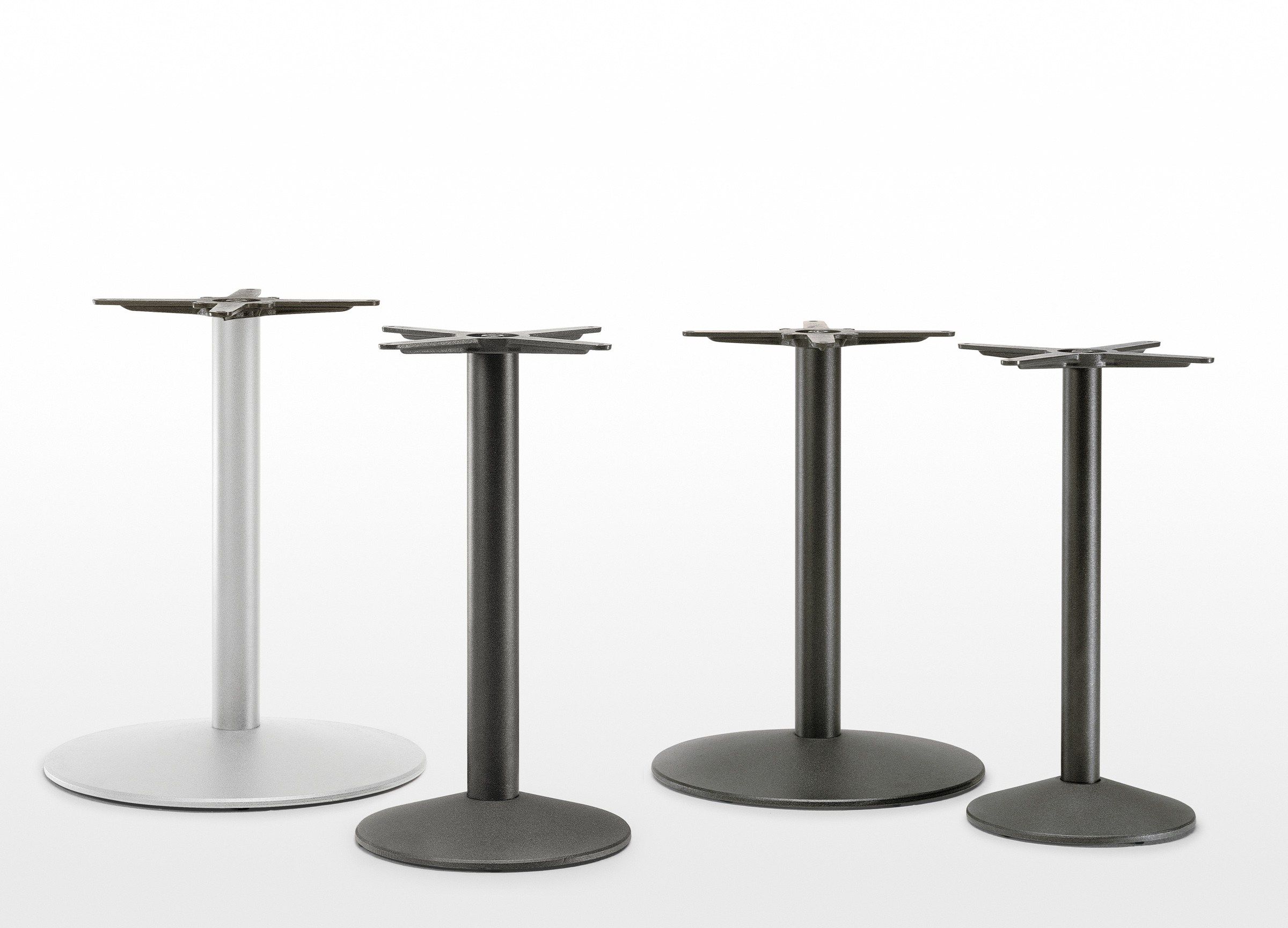 Tonda Steel contract table By Pedrali