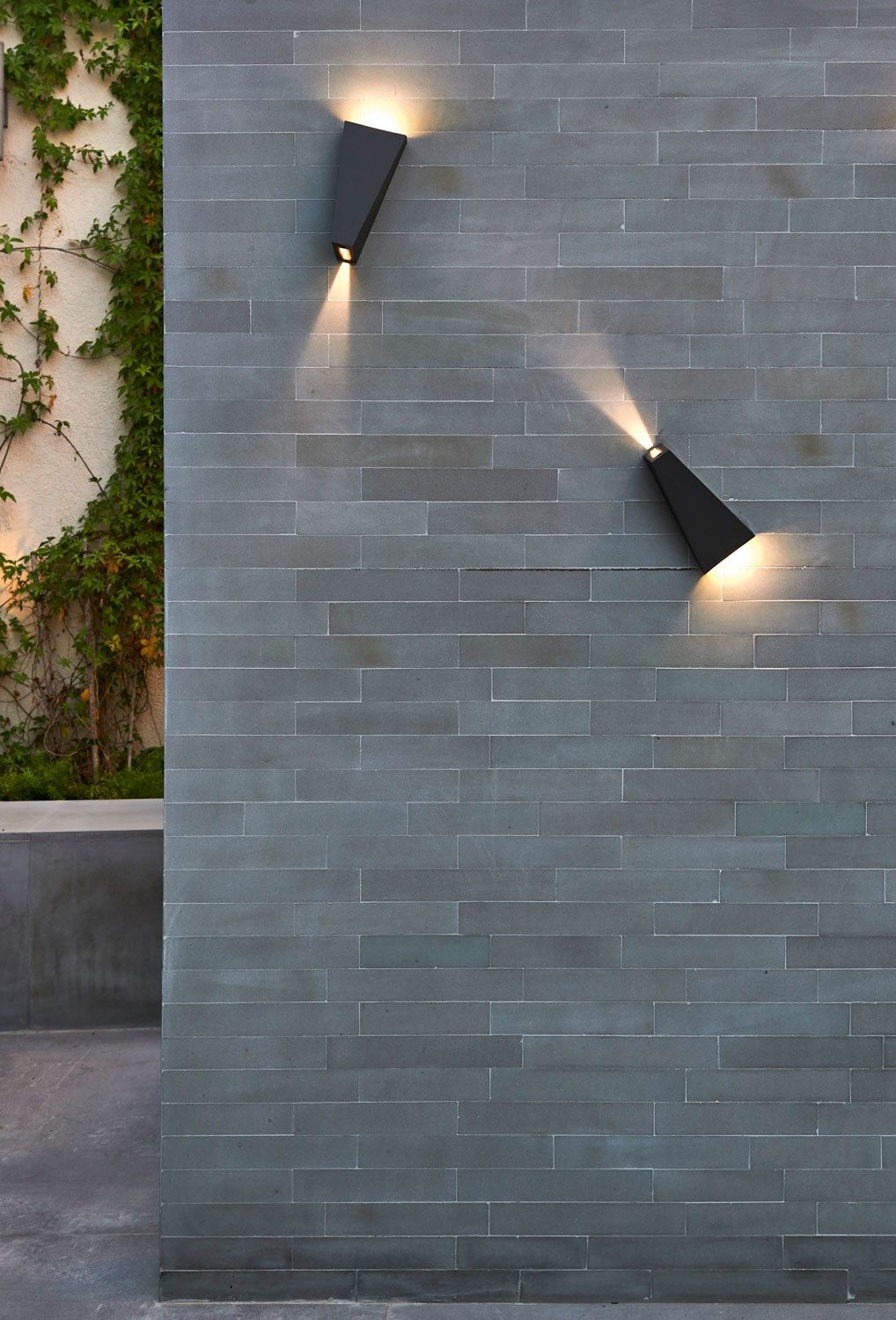 TOPIX L X Applique per esterno By Delta Light