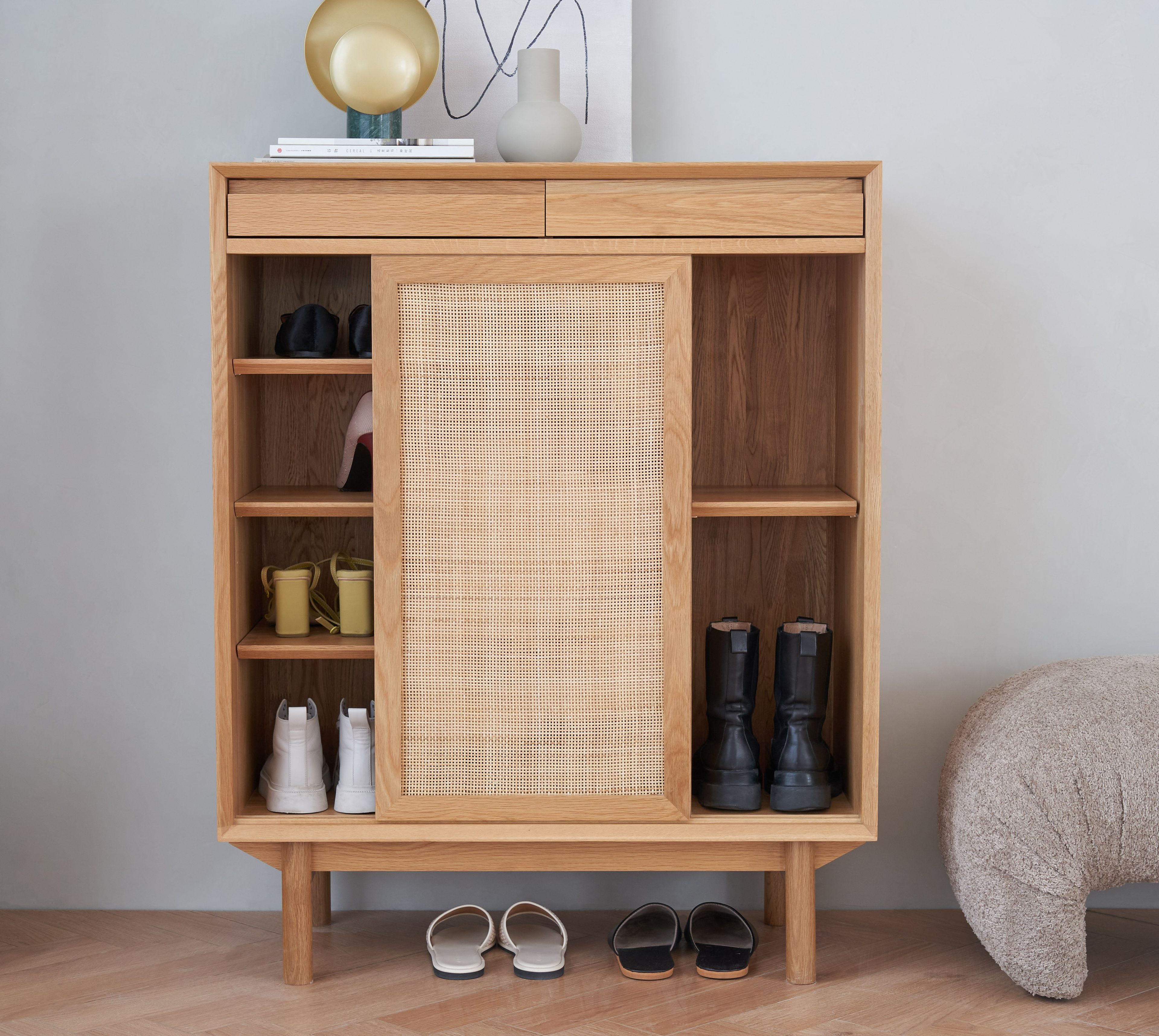 TORII Wooden highboard with sliding doors By grado design