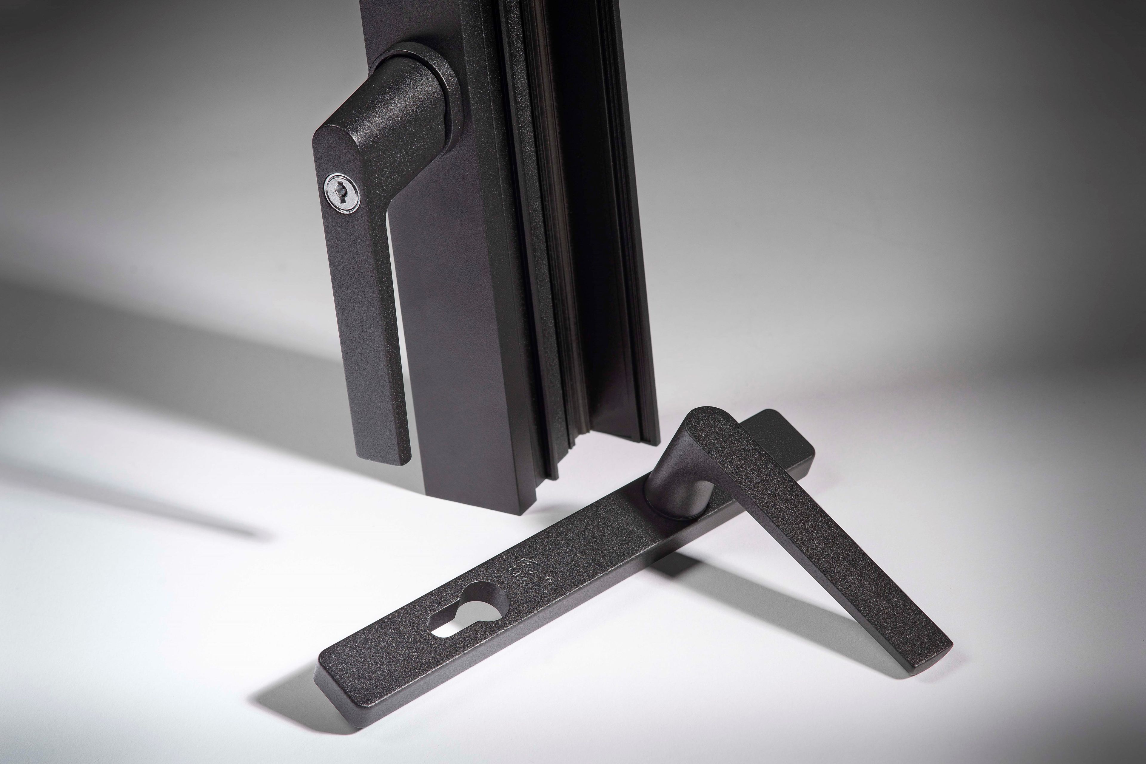 TOUCH Window handle By Reynaers Aluminium