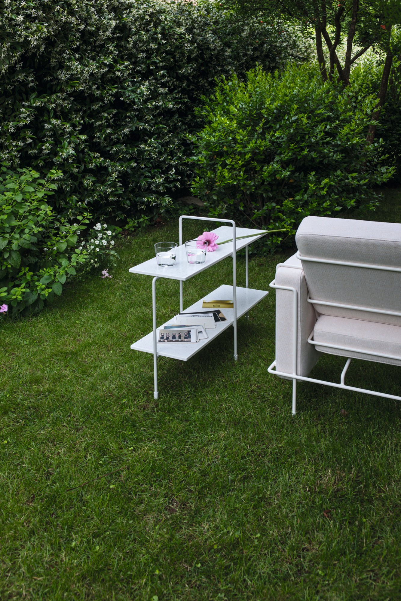 TRAFFIC | Coffee table By Magis design Konstantin Grcic