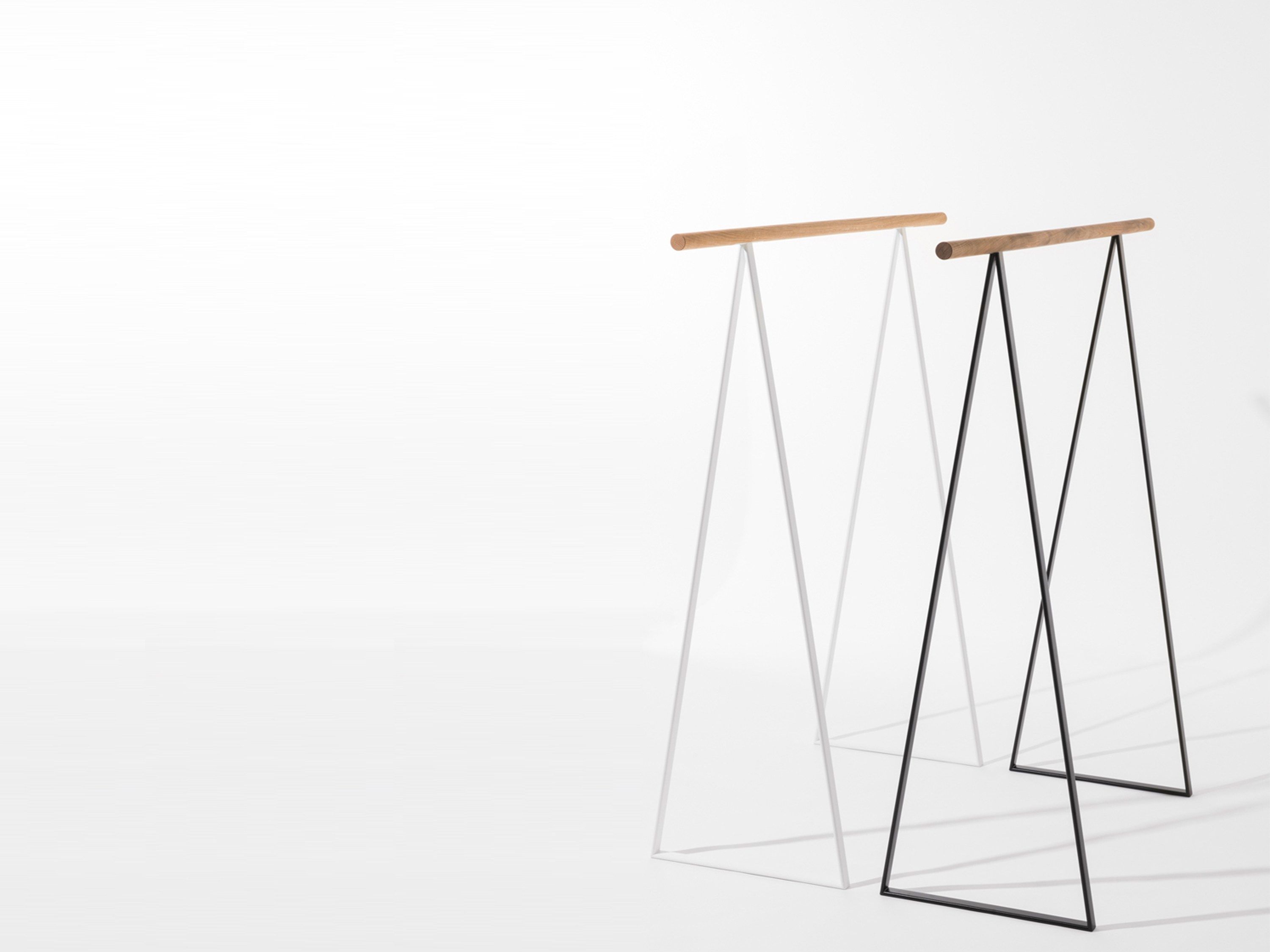 TRIANGLE | Coat stand By PIKKA design RAKETA - Katjusa Kranjc & Rok Kuhar