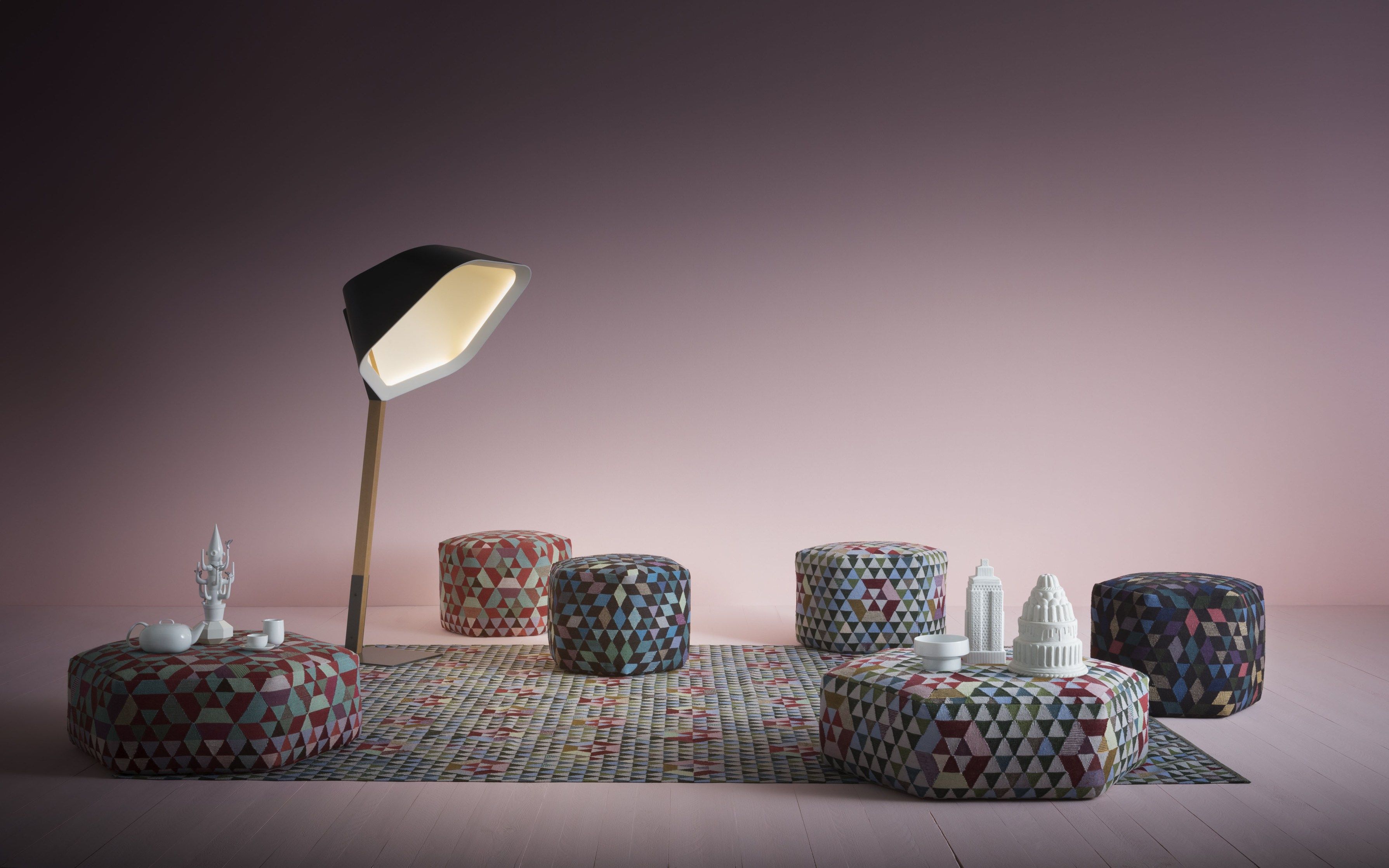 TRIANGLEHEX SWEET PINK | Pouf Triangles Collection By Golran