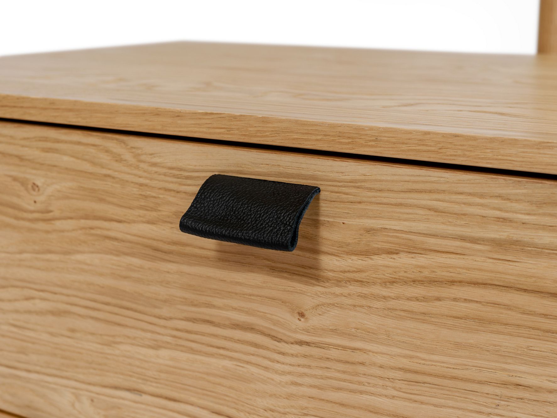 TRIPOD ENTRY | Hallway unit Free standing wooden hallway unit By Woodman