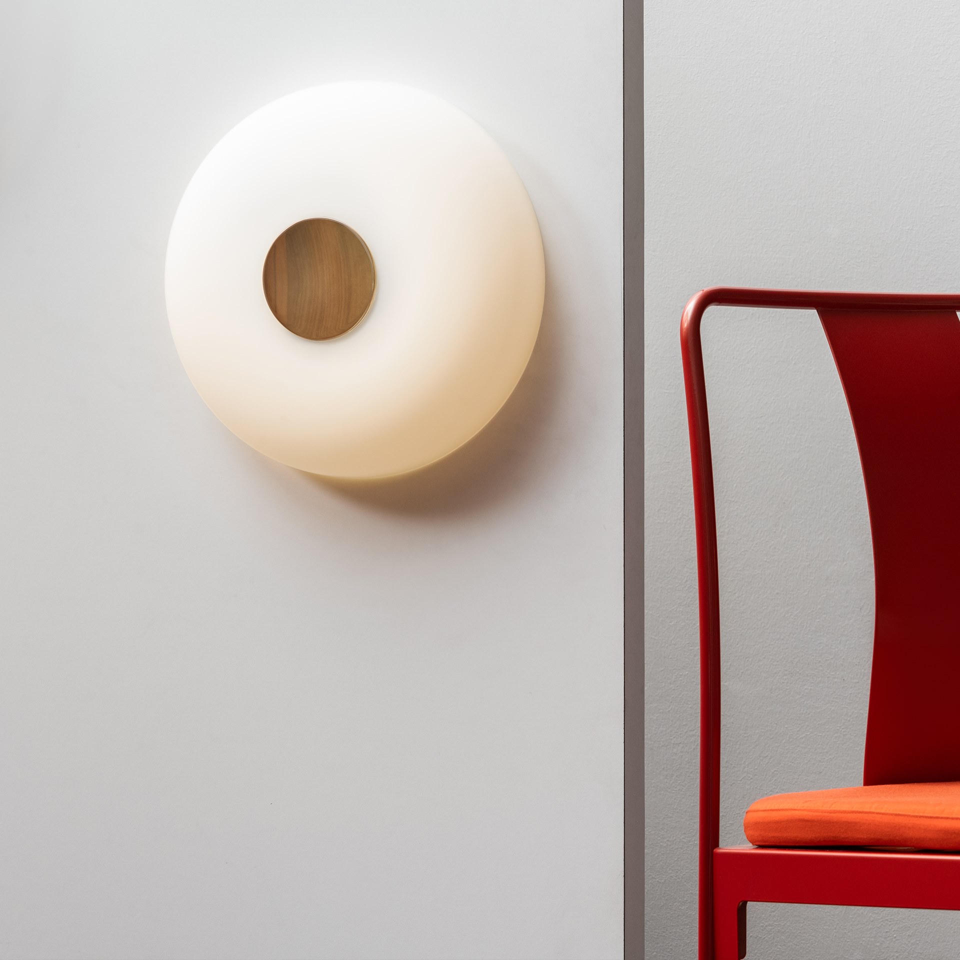TROPICO LED opal glass wall lamp By FontanaArte | design Buratti Architetti
