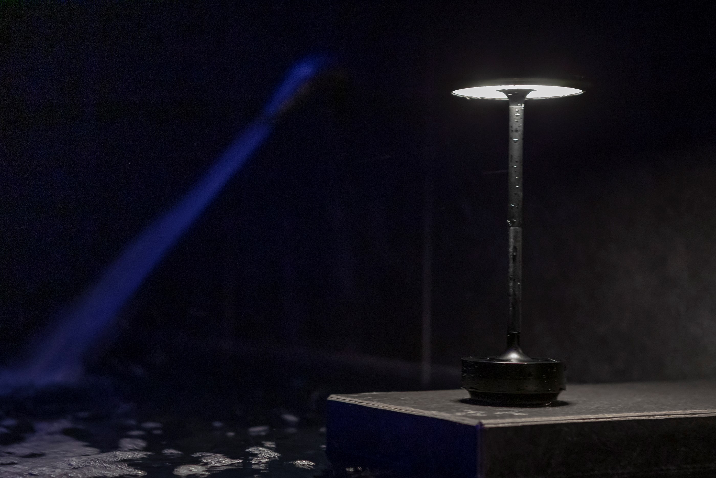 TURN ALUMINIUM BLACK Table lamp By Ambientec | design Nao Tamura