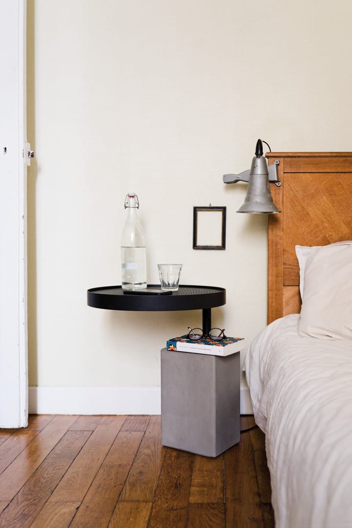 TWIST | Side table Twist Collection By lyon béton design Alexandre Dubreuil