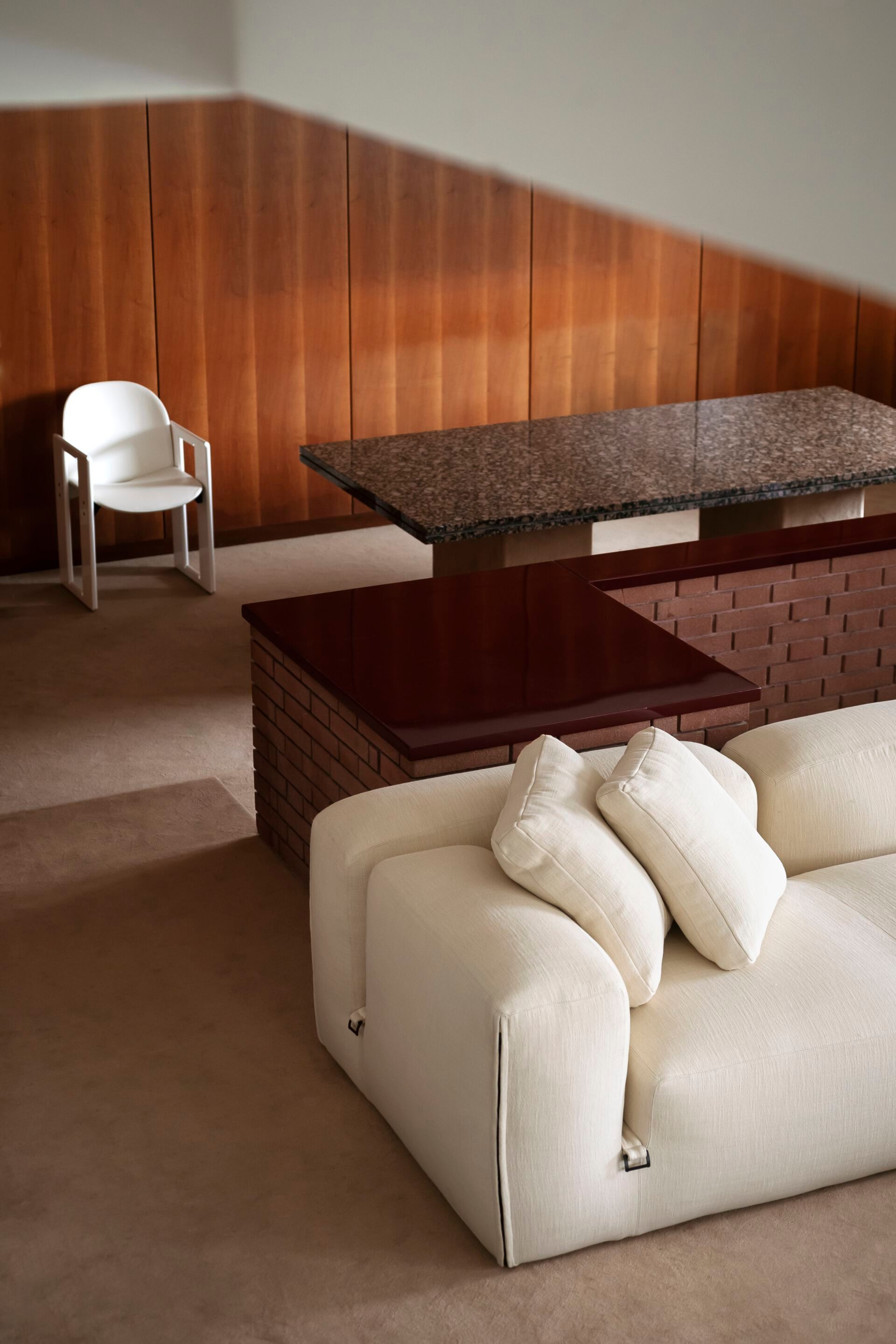 LE MURA XL 沙发 By Tacchini | design Mario Bellini