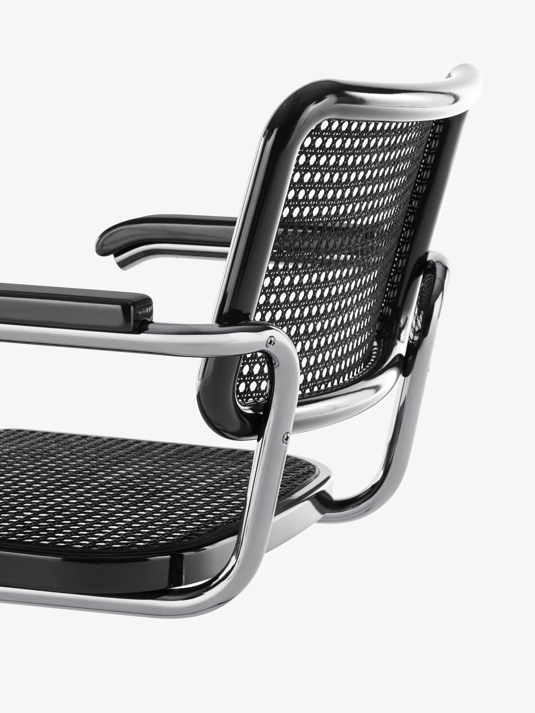 S 64 V SERIOUS Chair By Thonet