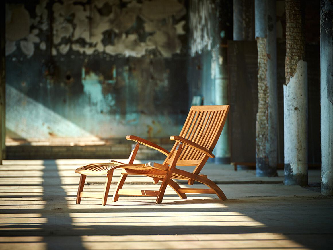 ALEXANDRA Deck chair By Traditional Teak
