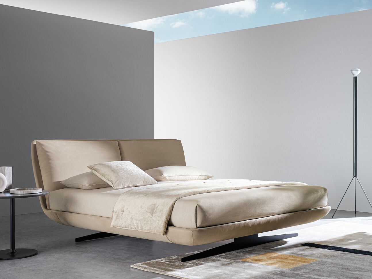 BIGGIE Leather double bed with upholstered headboard By Twils | design ...