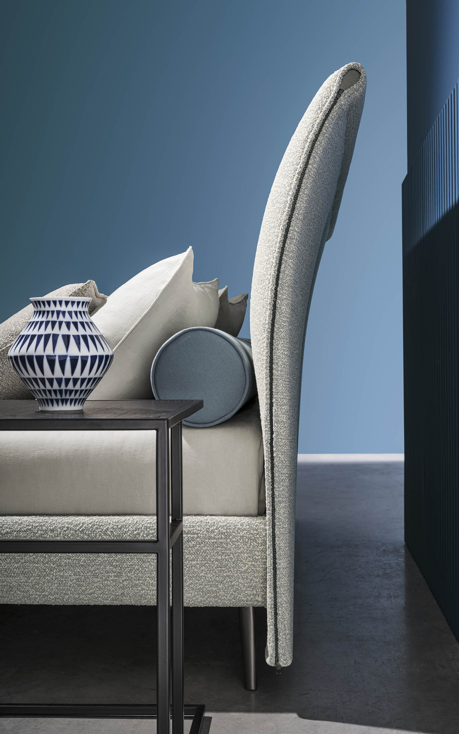 SAIL Double bed with upholstered headboard By Twils | design Palomba ...