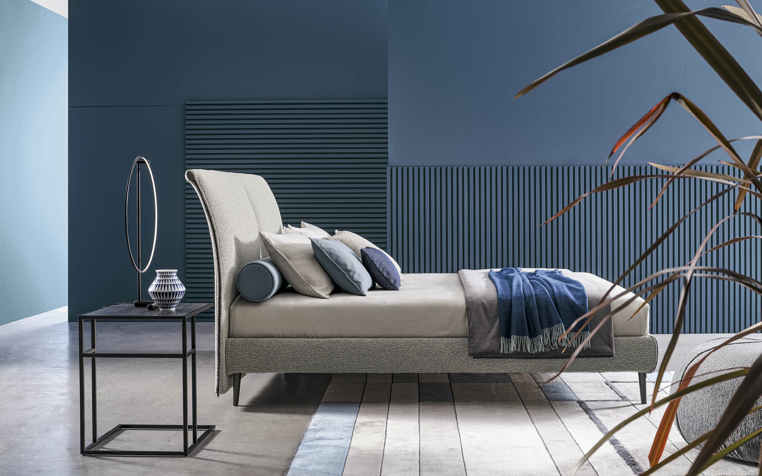 SAIL Double bed with upholstered headboard By Twils | design Palomba ...