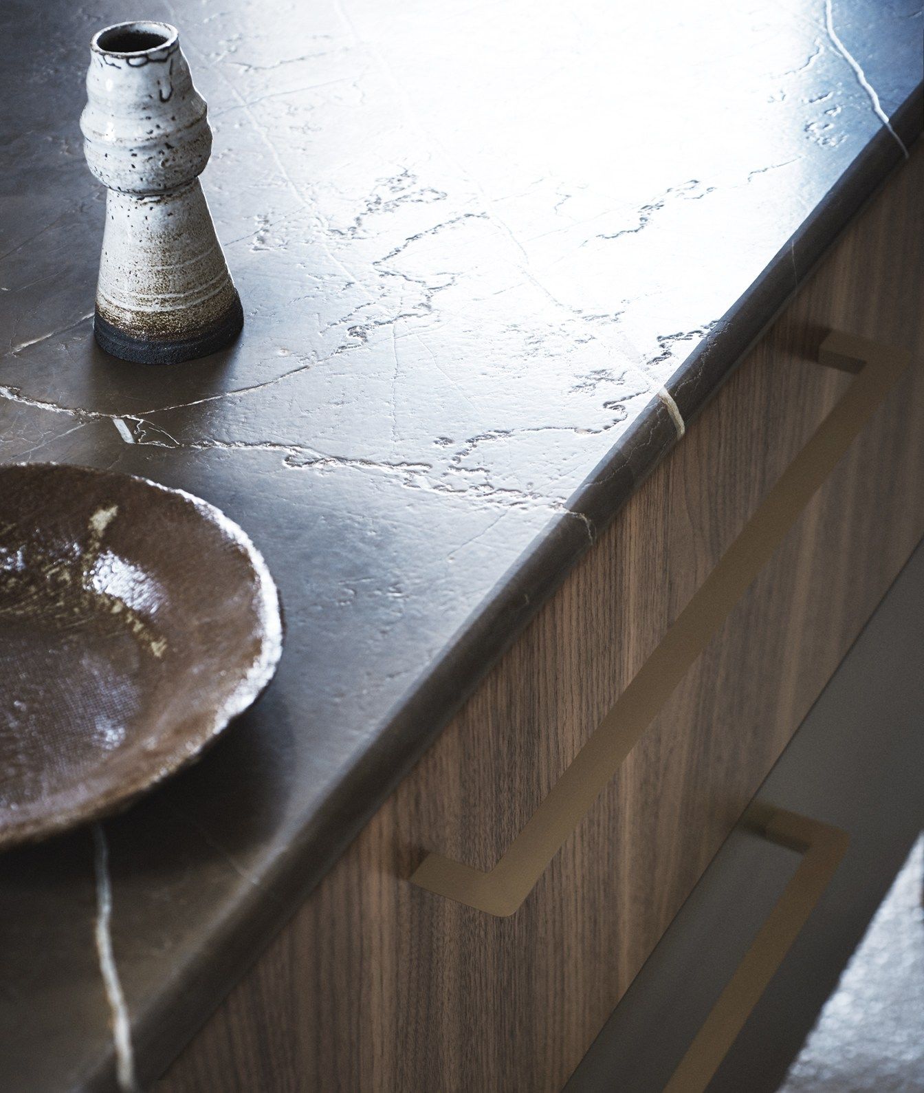 Kitchen with island UNIT - EVERYDAY MUSEUM Unit Collection By Cesar ...