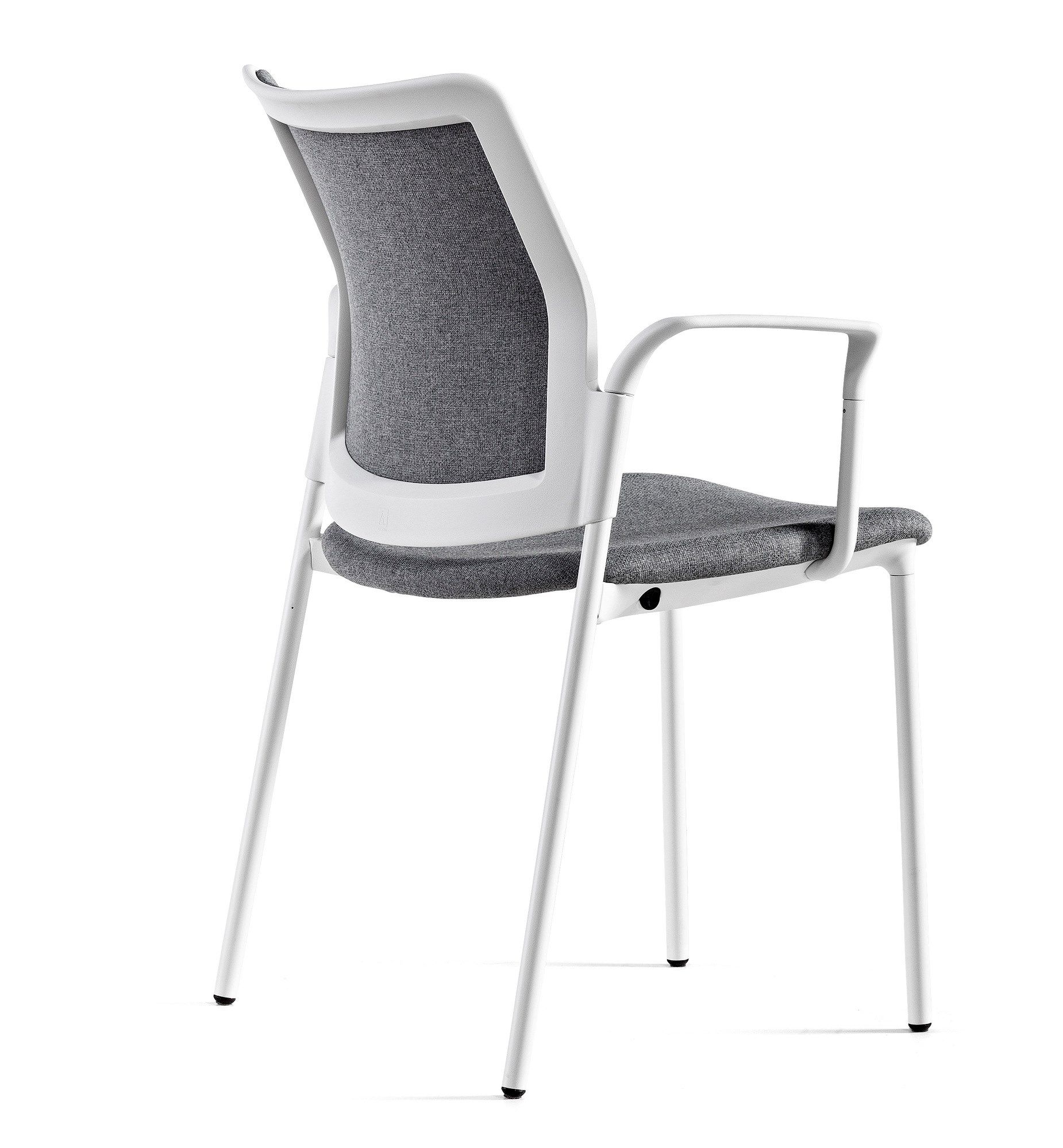 URBAN PLUS Upholstered chair with armrests By ACTIU | design Javier Cuñado
