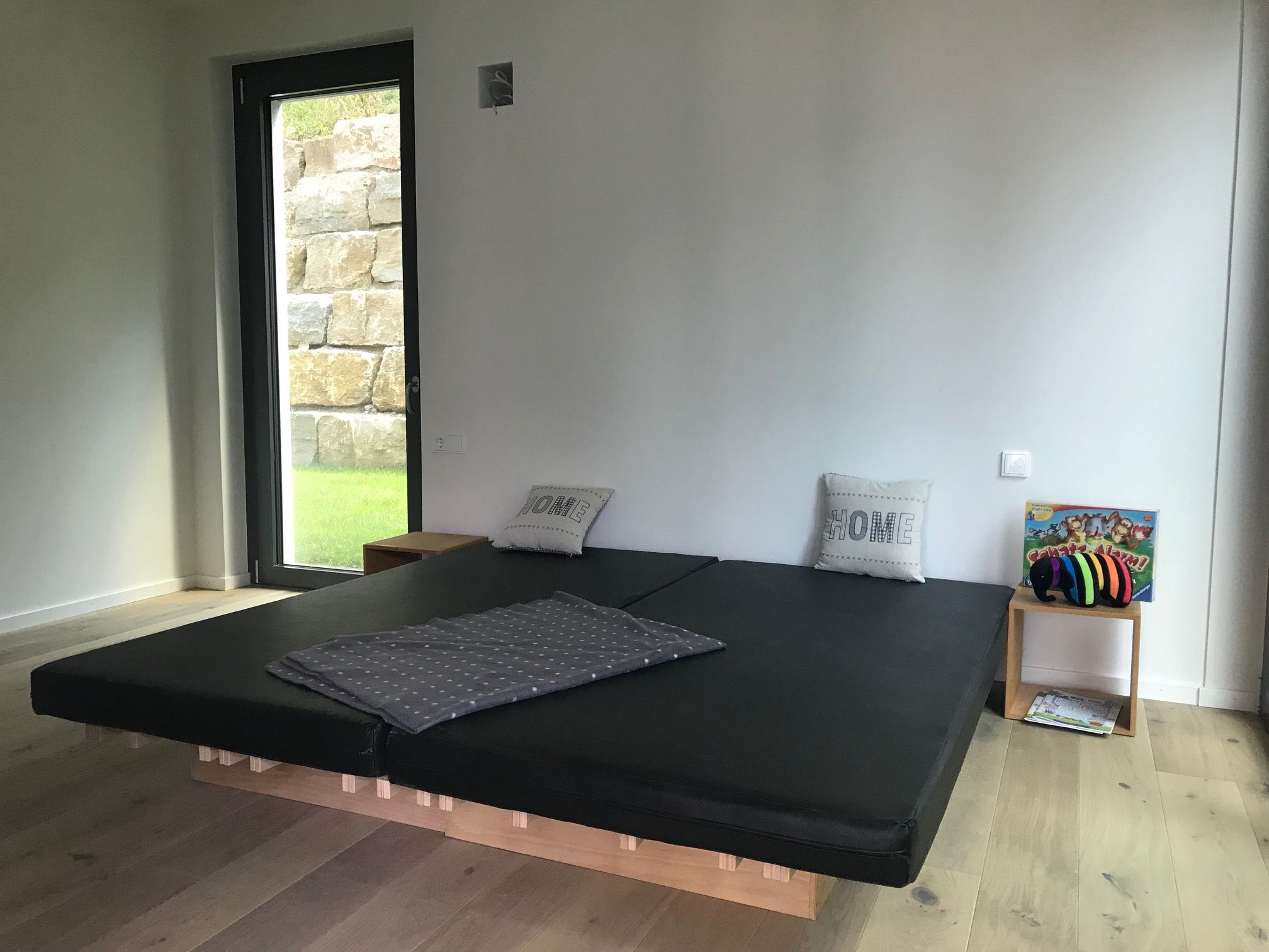 V Bed By Tojo Möbel