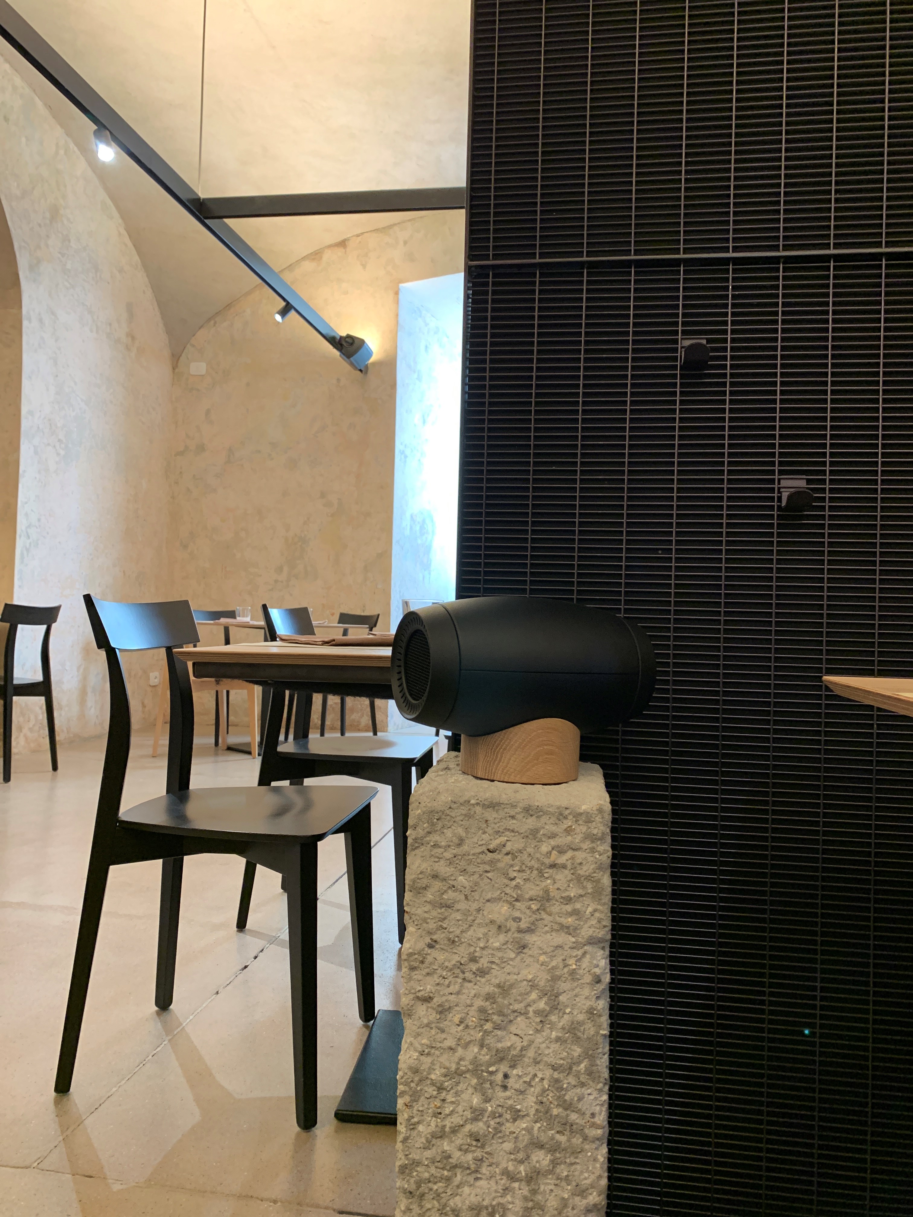 VAIRUS Air purifier By Essenzialed