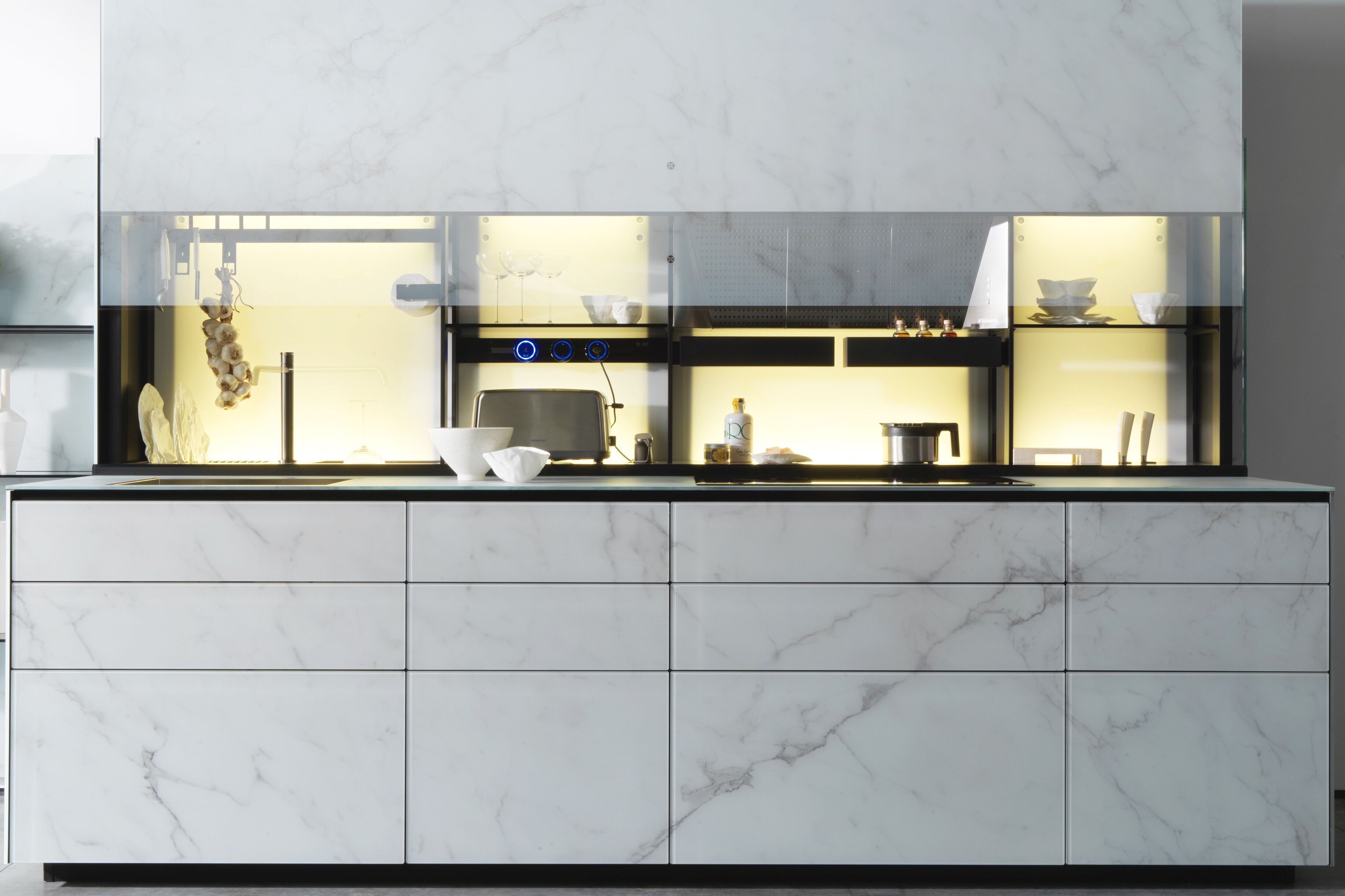 AIR LOGICA Kitchen backsplash By VALCUCINE