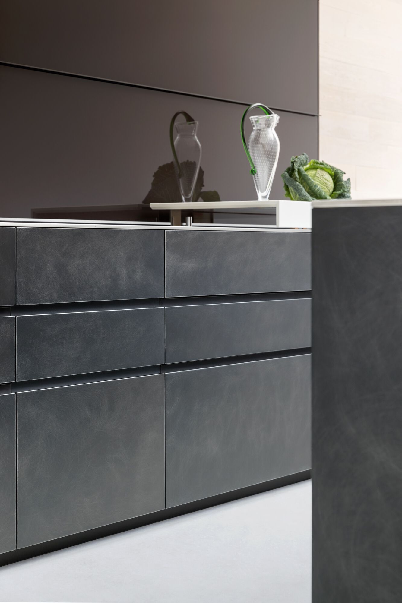 ARTEMATICA STRUCTURED LACQUER STEEL Kitchen By Valcucine | design Gabriele Centazzo