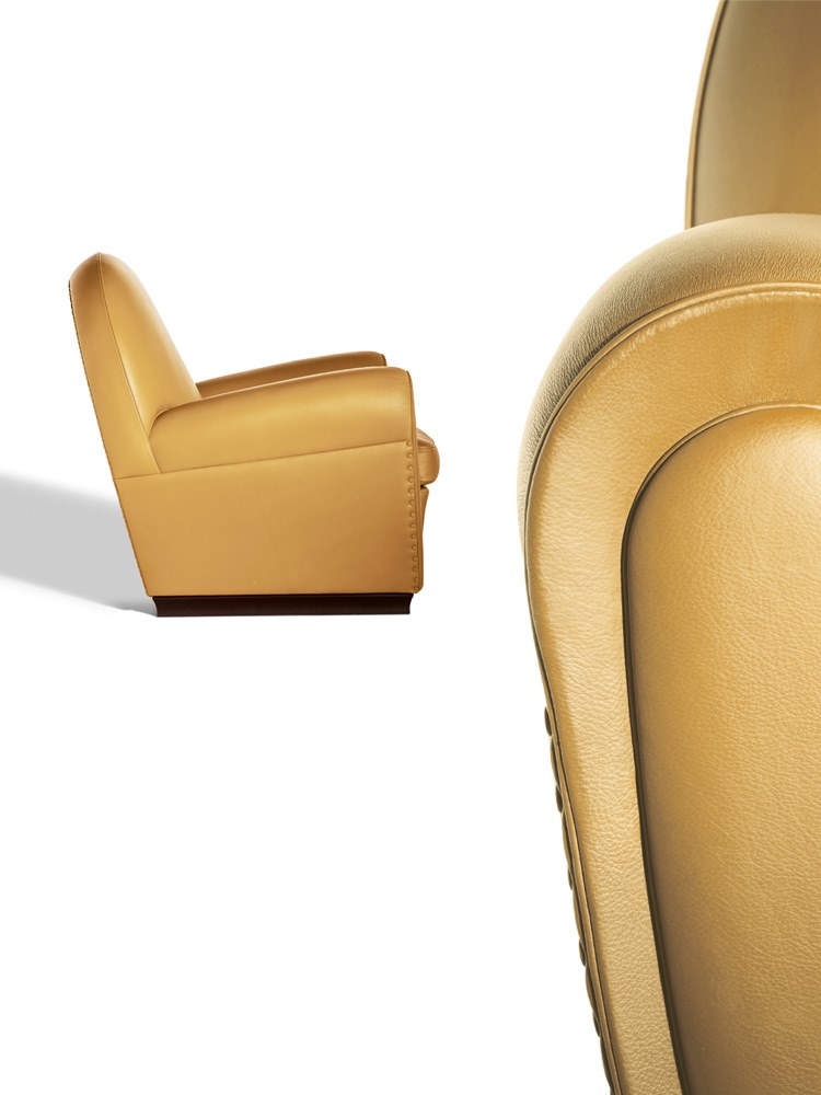 VANITY FAIR XC Leather armchair By Poltrona Frau